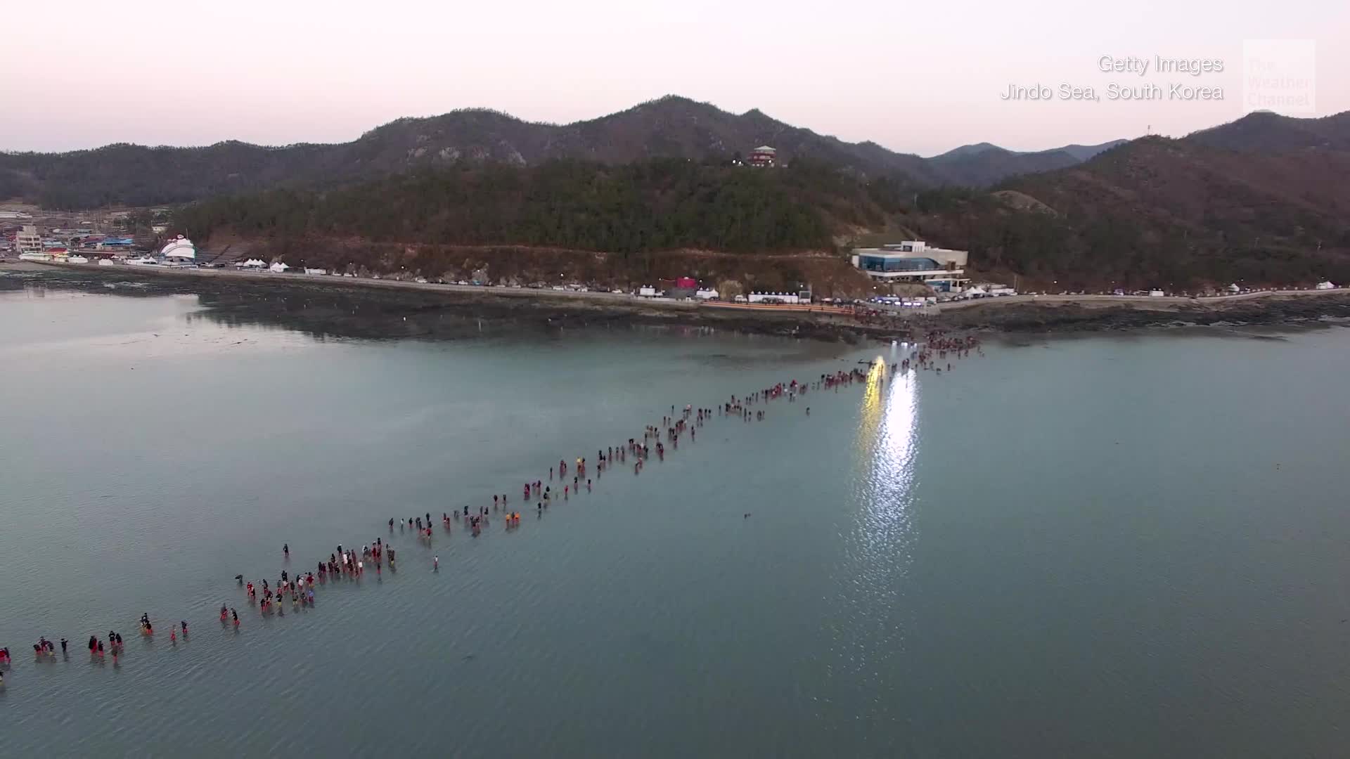 Miracle’ Sea Splits, Connects 2 Islands - Videos from The Weather Channel