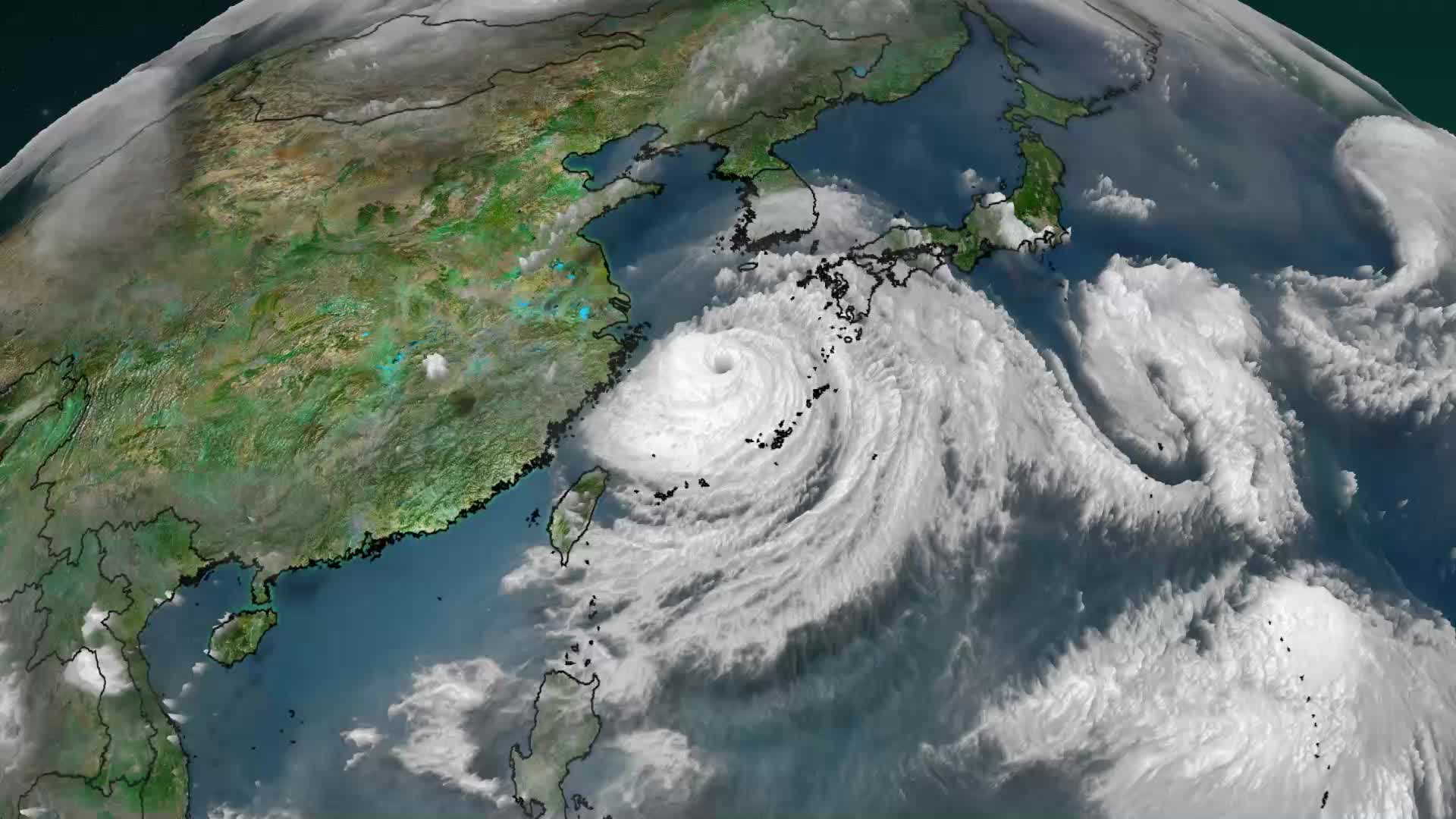 Starker Taifun wütet im Süden Japans - Videos from The Weather Channel