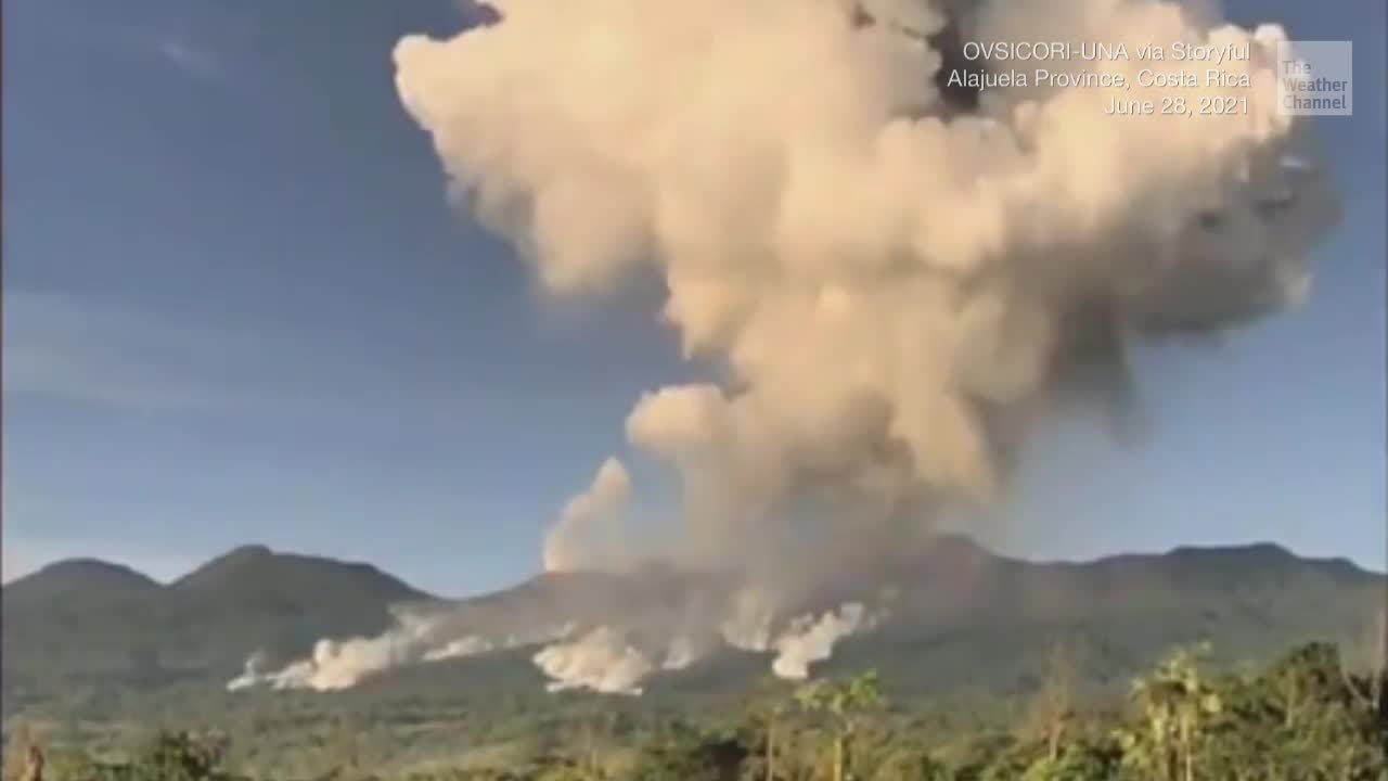 Enormous Volcanic Eruption Caught on Video - Videos from The Weather ...
