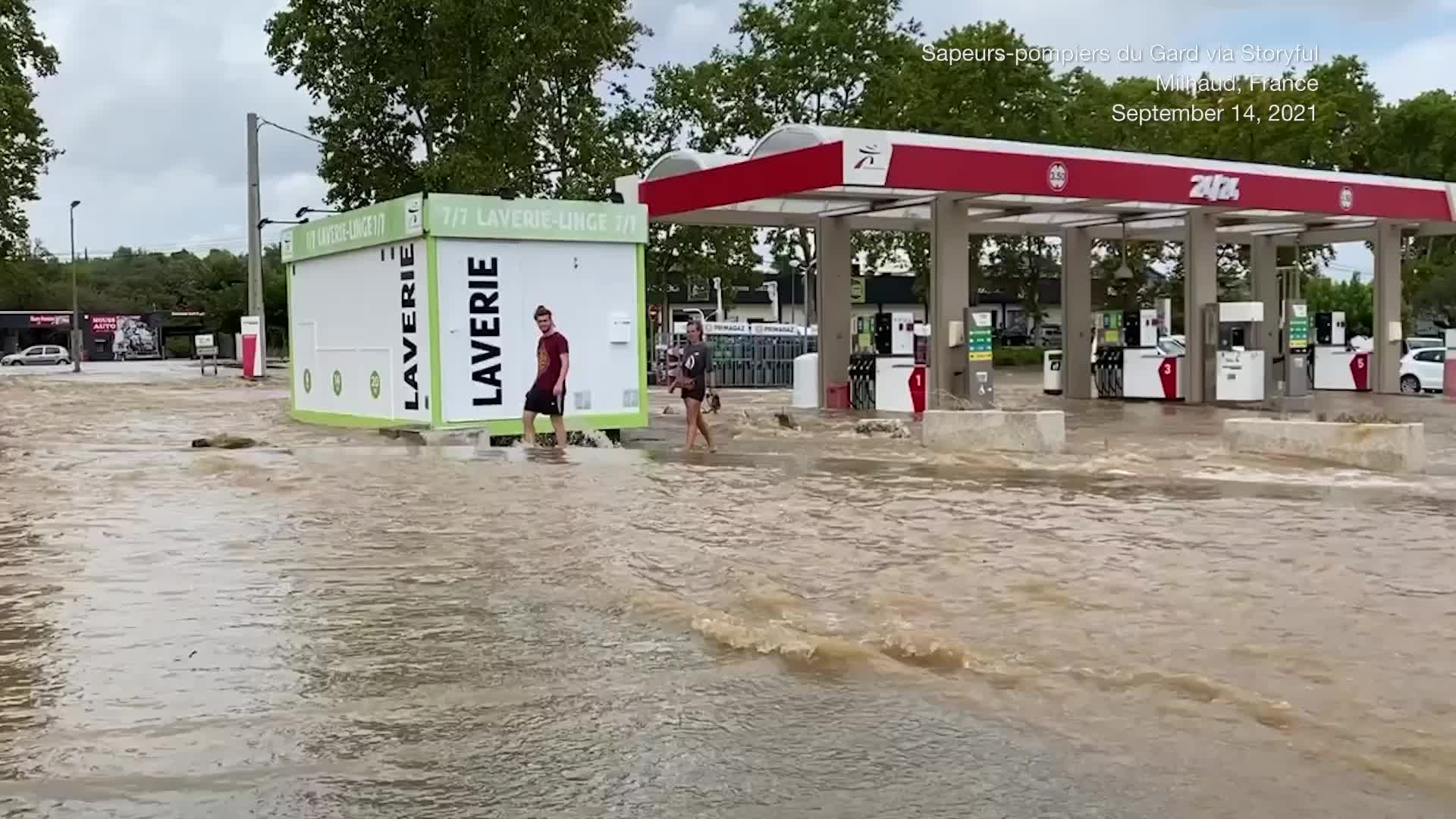 Widespread Flooding Does Serious Damage in France - Videos from The ...