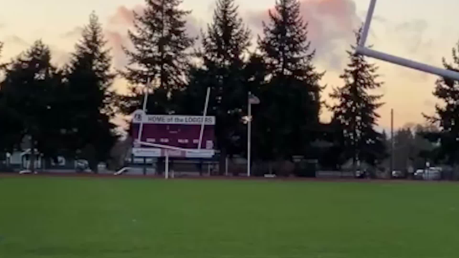 Winds Bend Goalposts in Washington - Videos from The Weather Channel