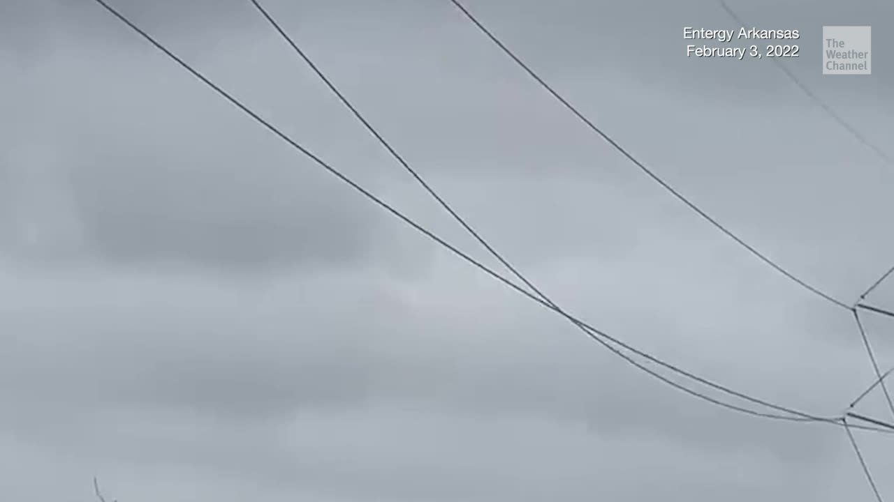 'Galloping' Lines Can Cause Outages - Videos from The Weather Channel