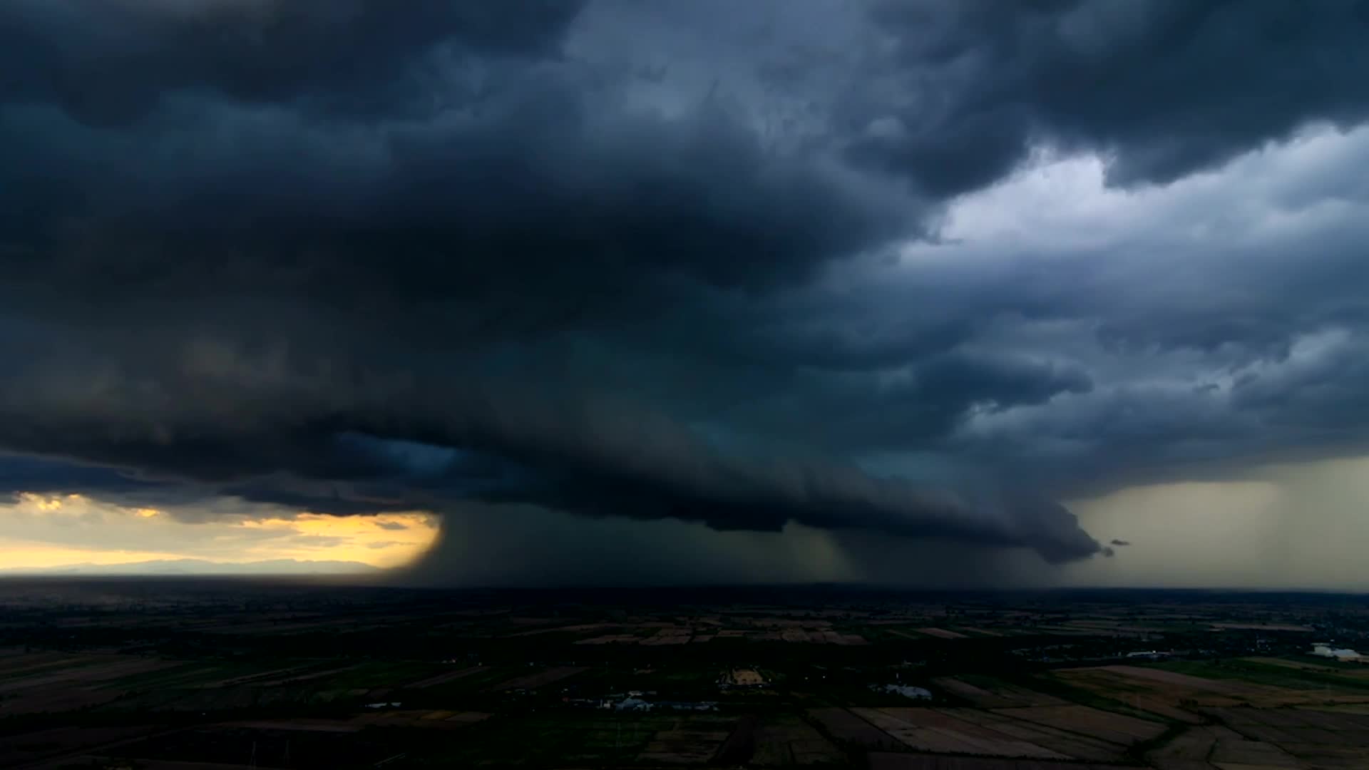 Has Metal Clouds, Rains Precious Gems - Videos from The Weather Channel
