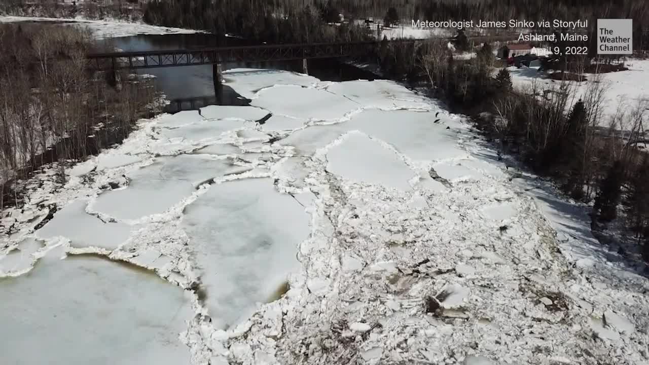 Ice Begins to Flow in Maine River - Videos from The Weather Channel