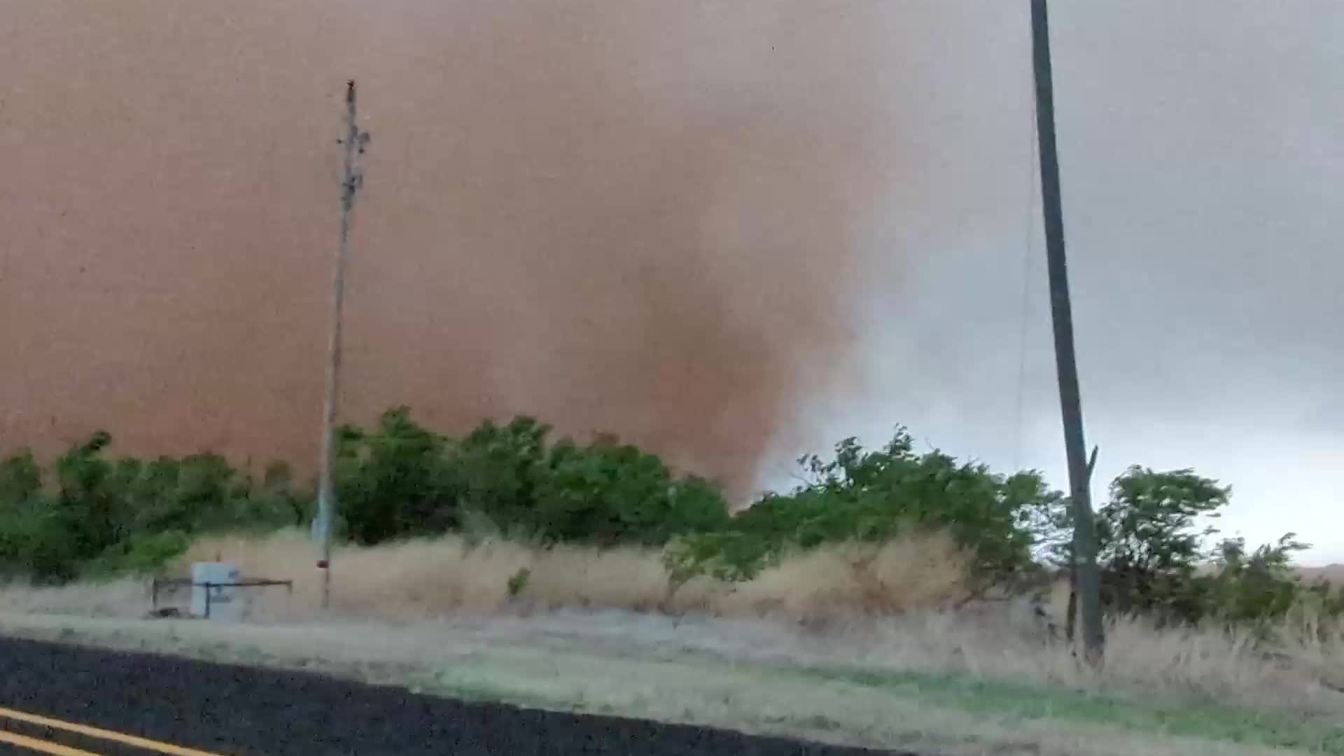 Tornado Nears Chaser, Then Tracks Through Wind Farm - Videos from The ...