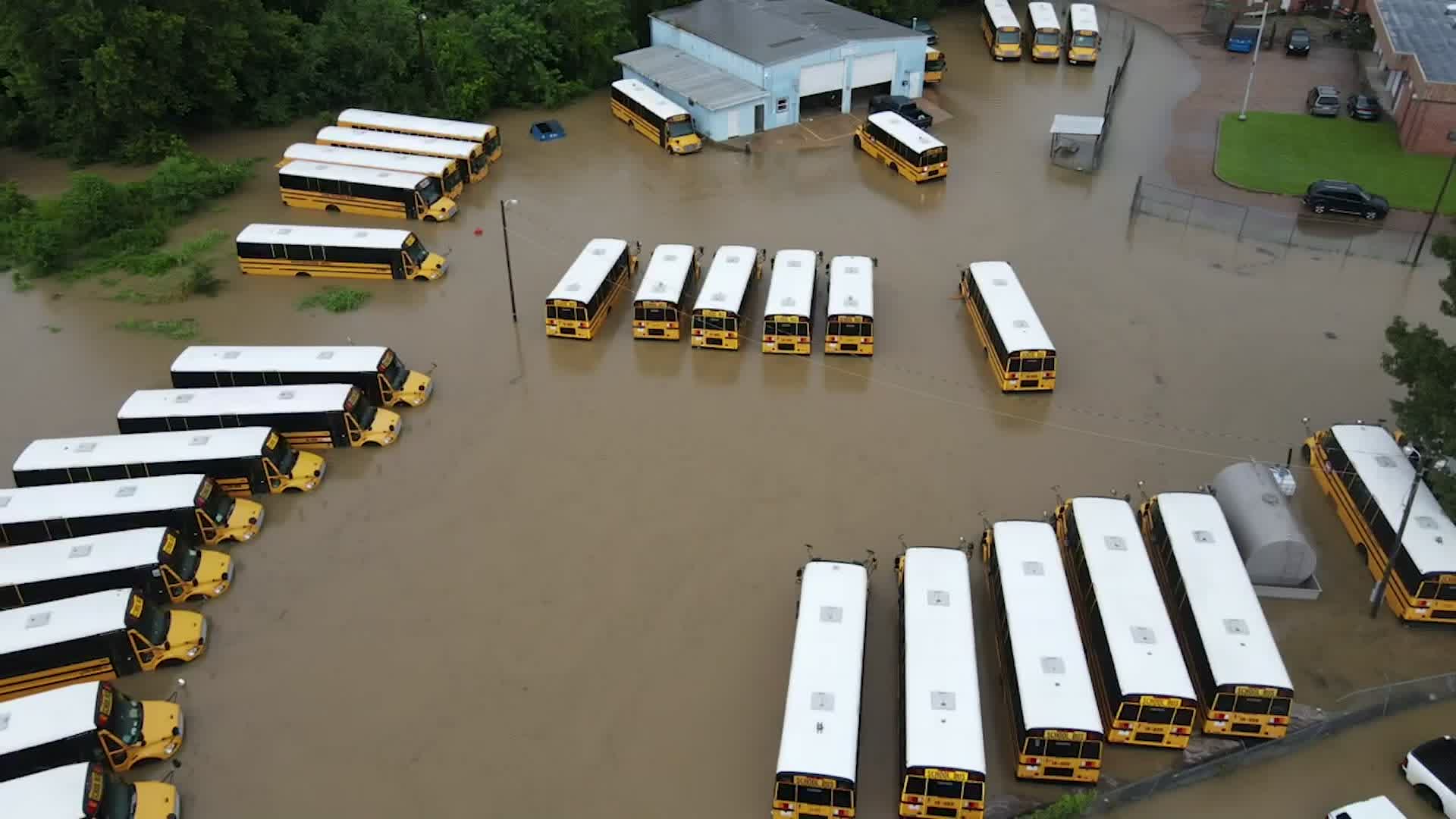 School Buses Flooded In Mississippi Town - Videos from The Weather Channel