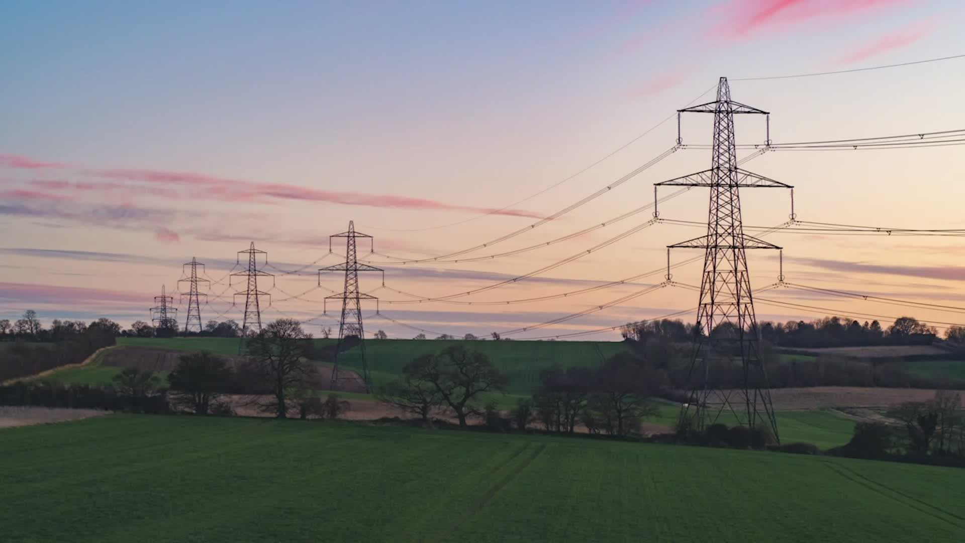 Here’s How To Prepare For A Power Outage - Videos from The Weather Channel