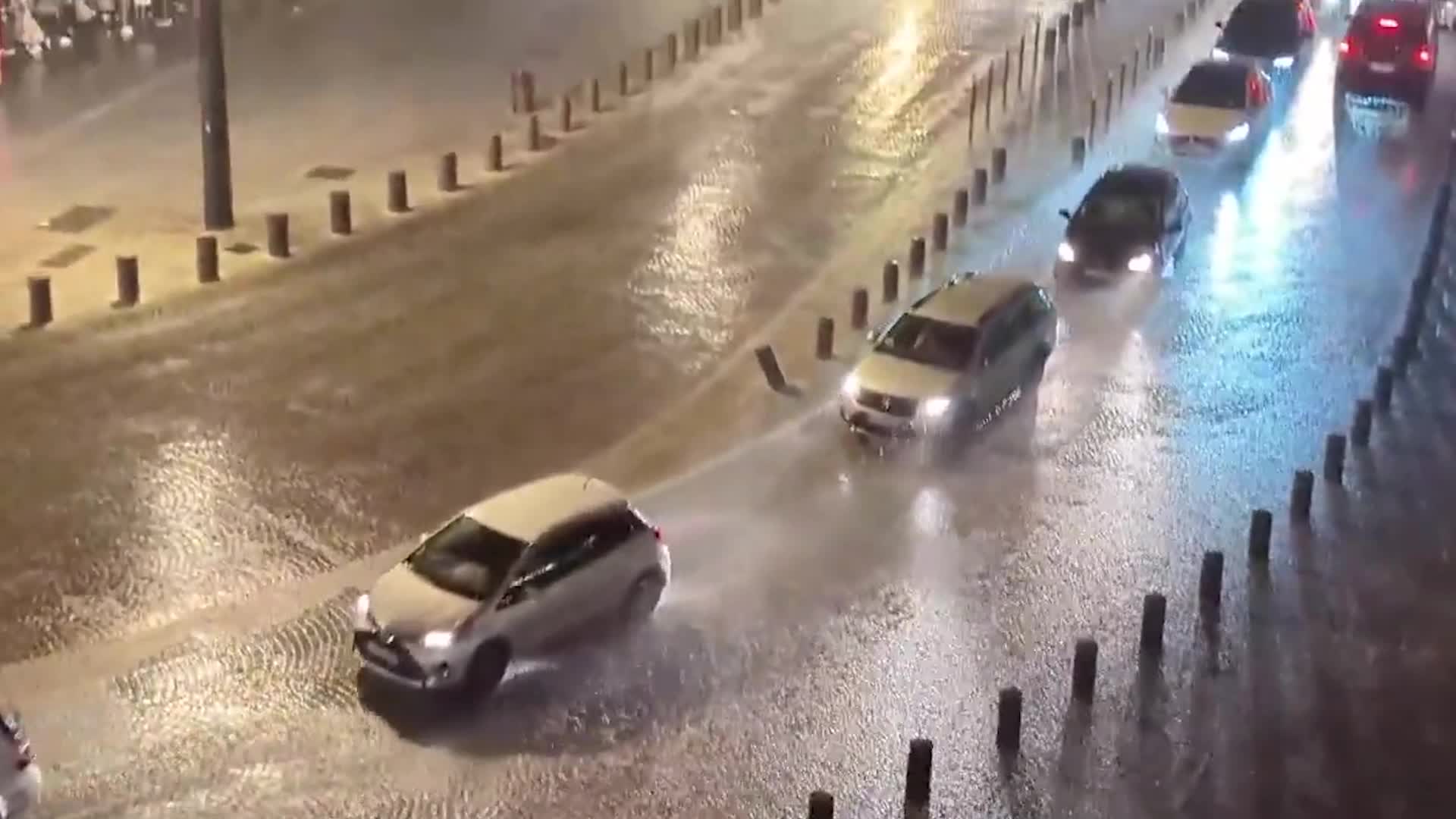 5 Killed As Surprise Storm Hits French Island - Videos from The Weather ...