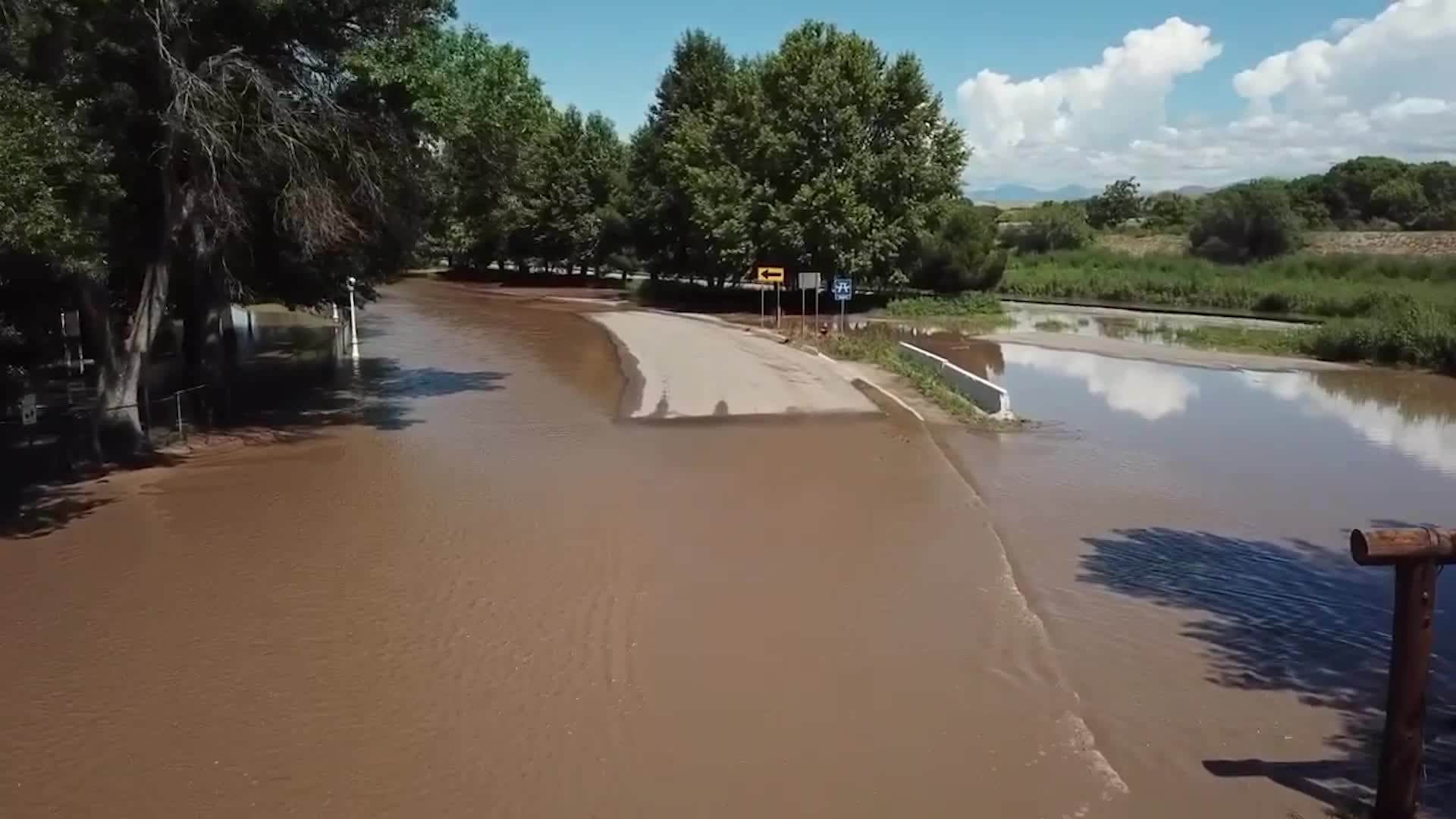 Arizona Town Inundated By Floodwaters, Evacuations Ordered - Videos ...