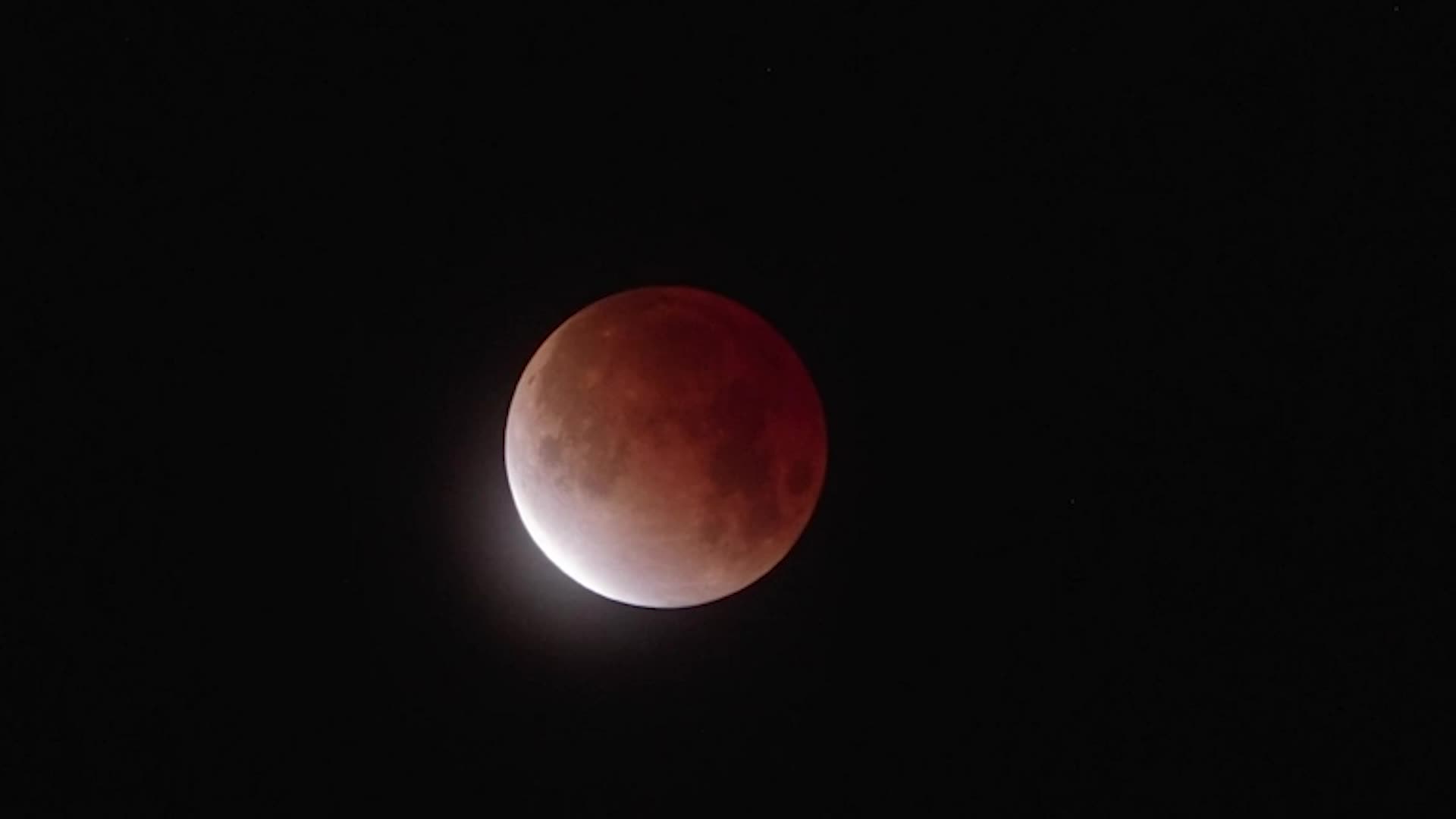 Spectacular Eclipses Visible From The US - Videos from The Weather Channel