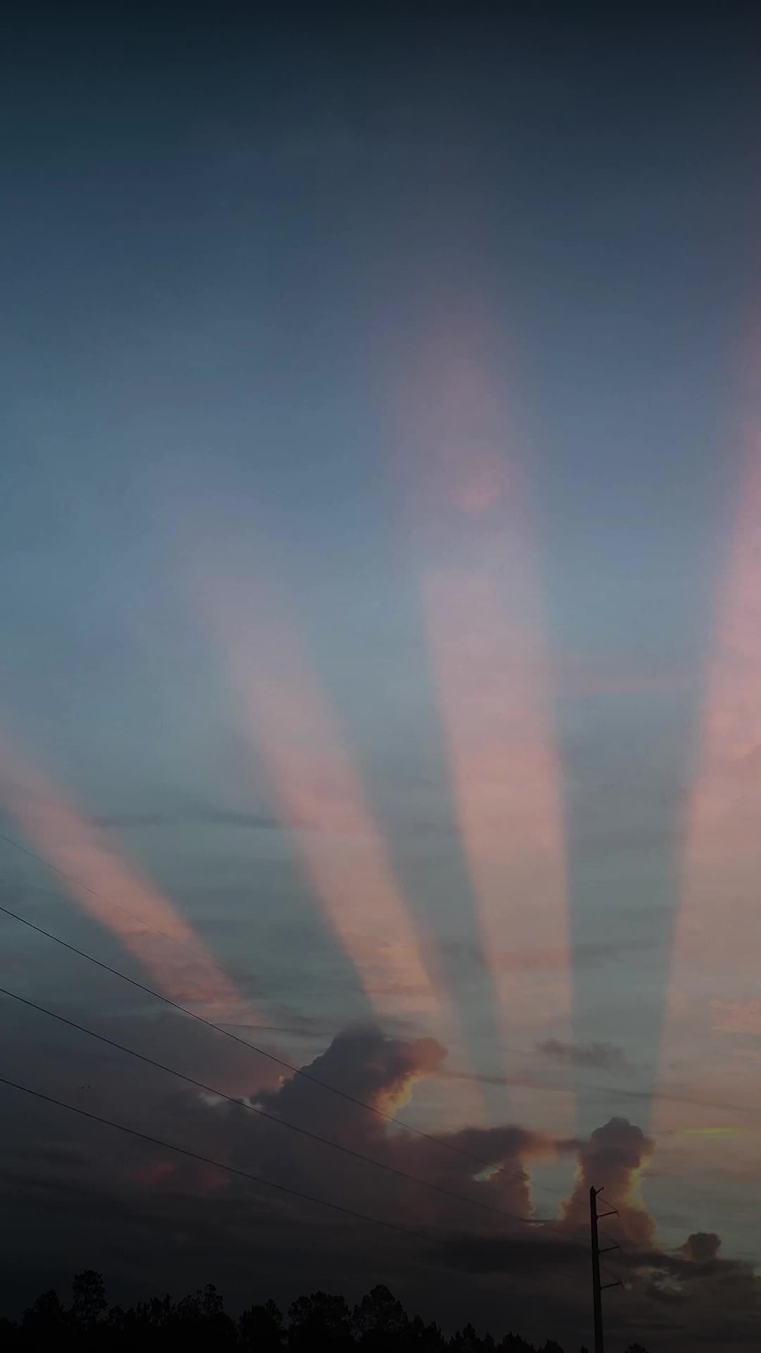 0901_SUN_RAYS_IN_FLORIDA_IMAGE_NATIONAL - Videos from The Weather Channel
