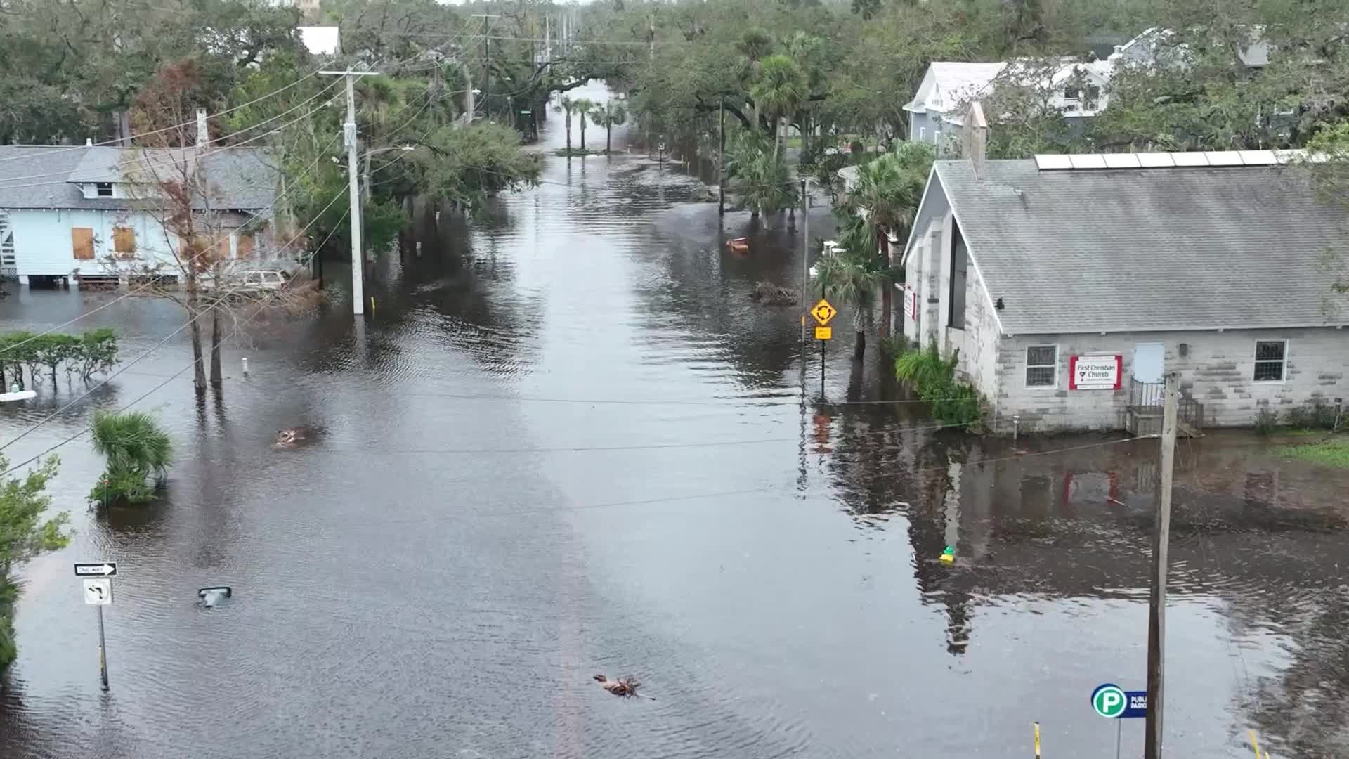 2 Dead, More Than 300,000 Without Power As Nicole Impacts Florida ...