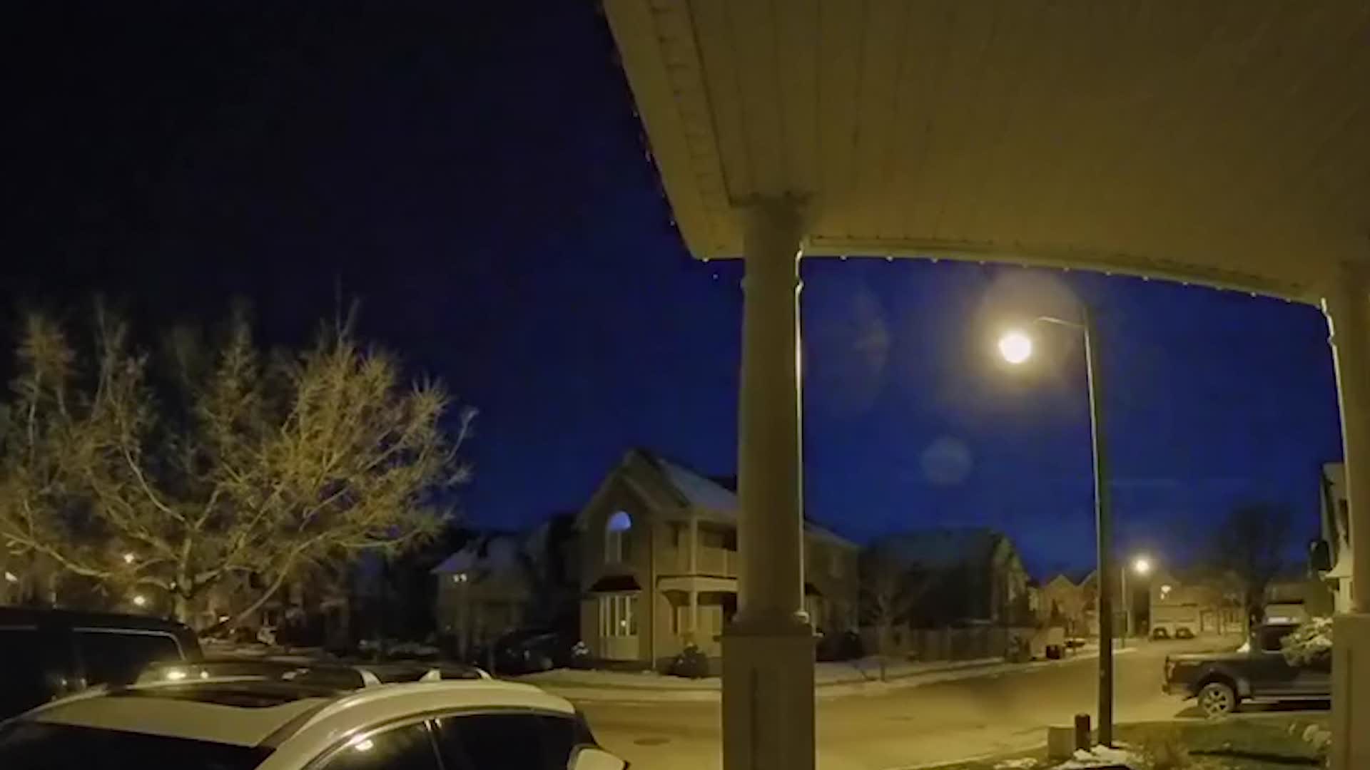 Fireball Streaks Across Sky, Explodes - Videos from The Weather Channel