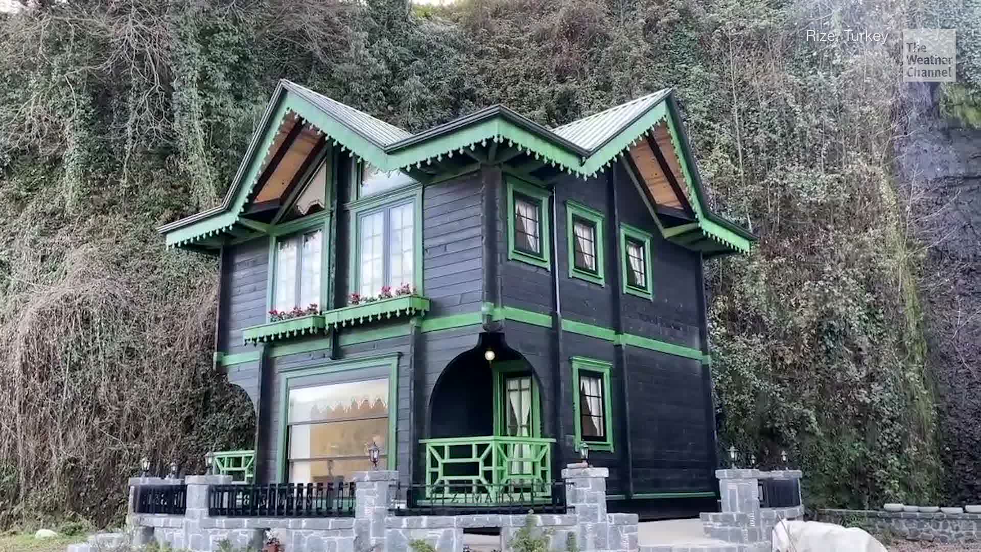 Rotating Home Offers All-Day Sun - Videos from The Weather Channel