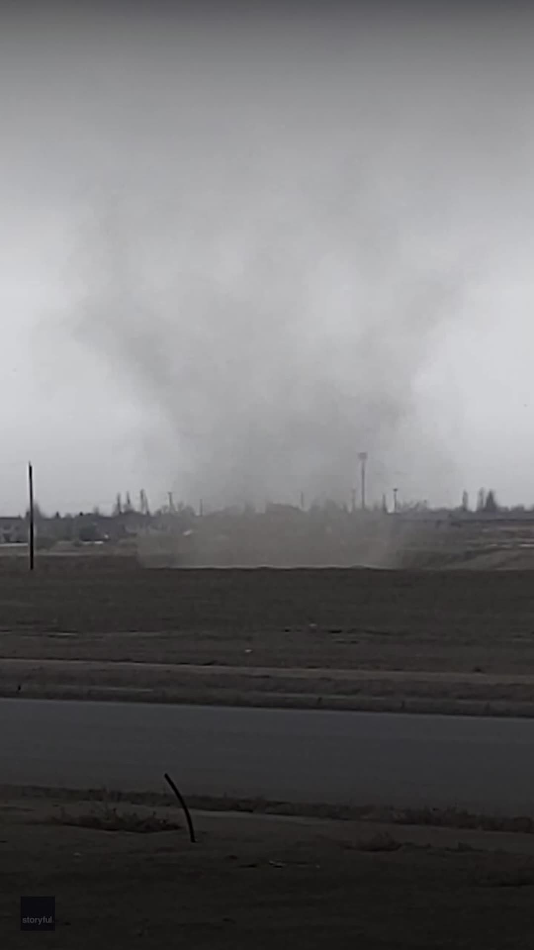 0515_DUST_DEVIL_SWIRLS_IN_CANADA_VIDEO_NATIONAL - Videos from The ...