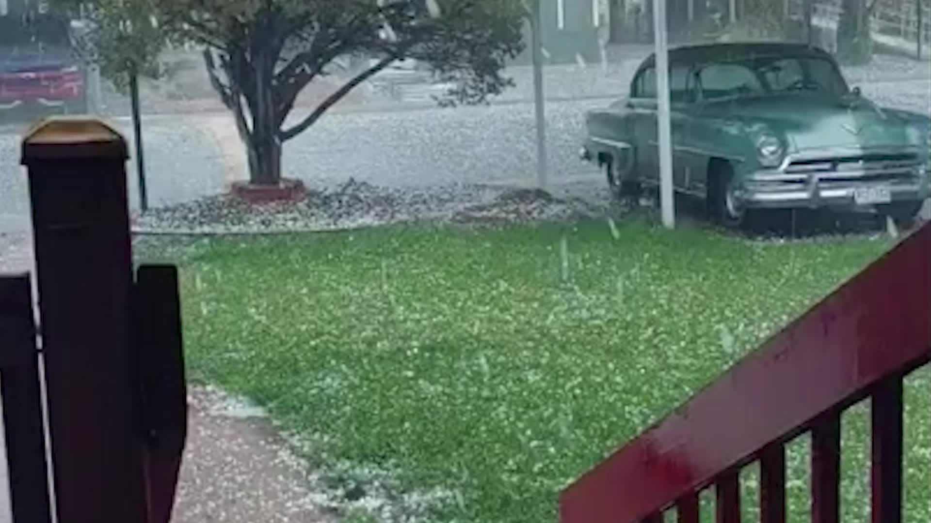 Large Hail Smashes Central CO - Videos from The Weather Channel