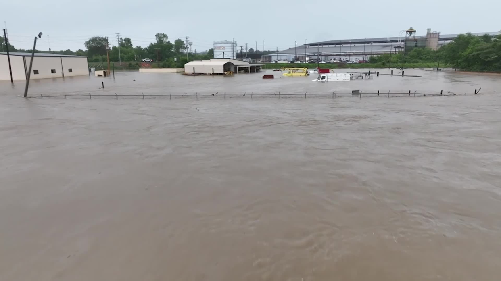 Take A Look At This Backbuilding Storm - Videos from The Weather Channel