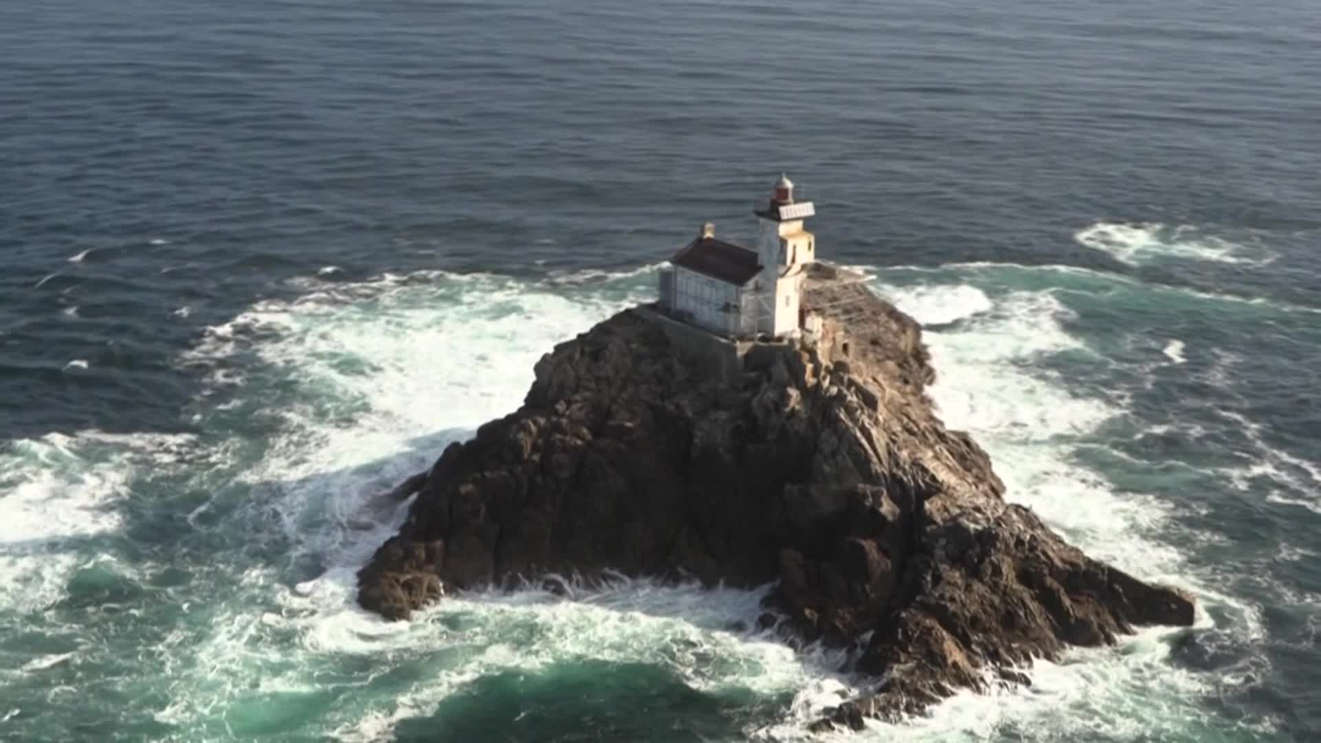 ‘Cursed’ Lighthouse Gets A Face-Lift - Videos from The Weather Channel