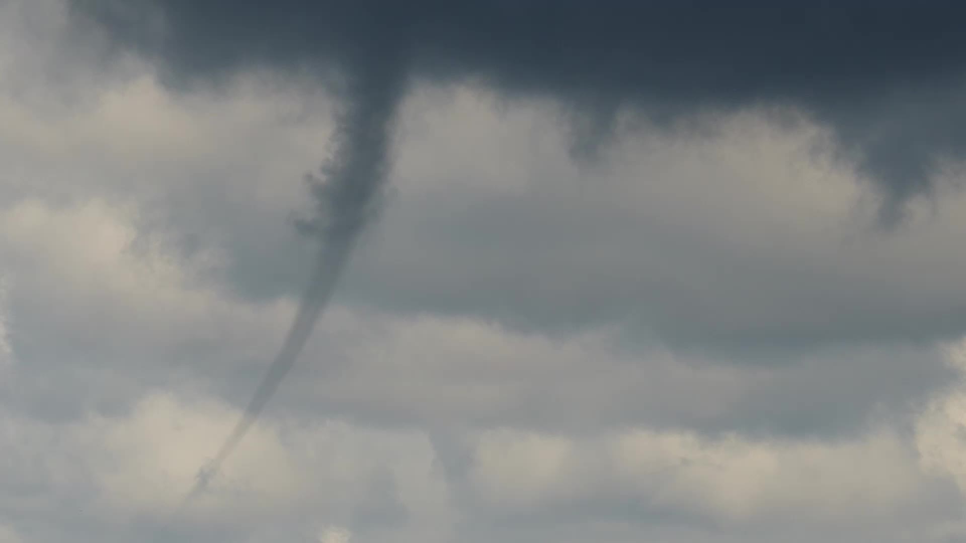 Record-Breaking Day On Great Lake - Videos from The Weather Channel