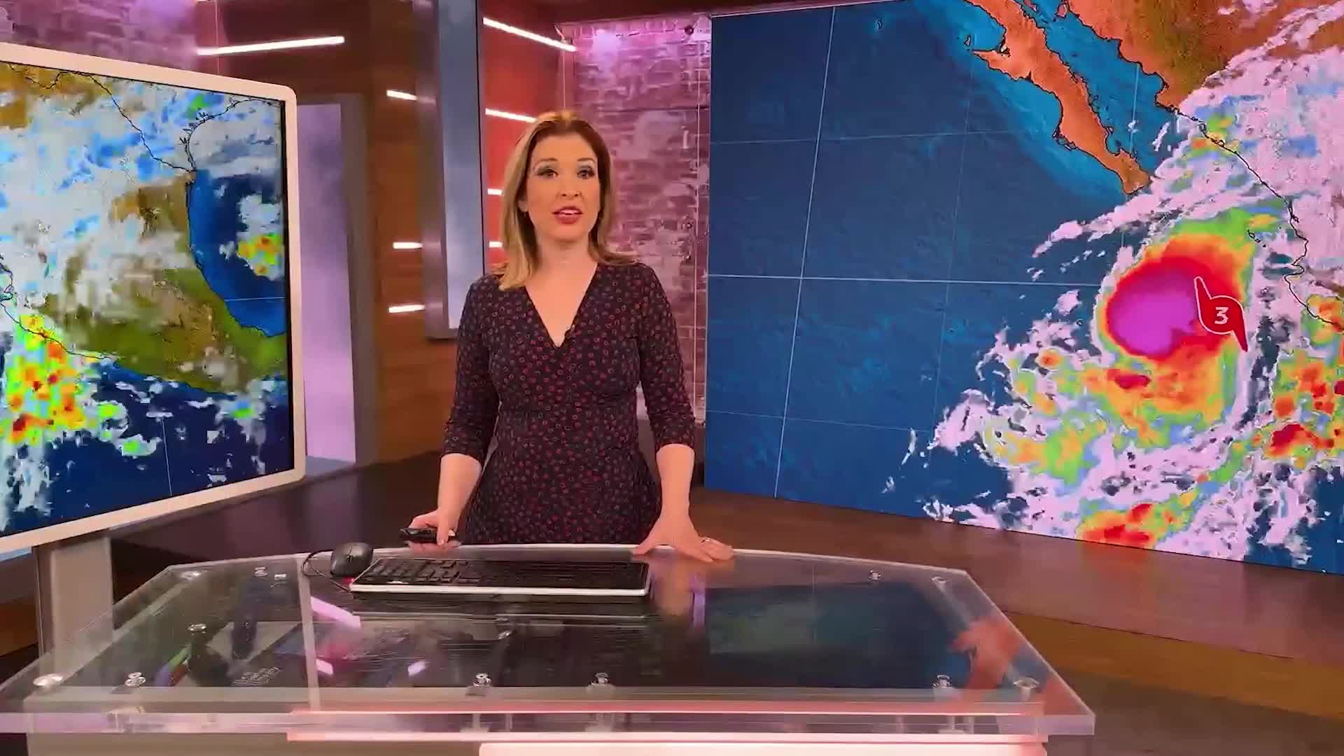 Lidia Becomes A Major Hurricane - Videos from The Weather Channel