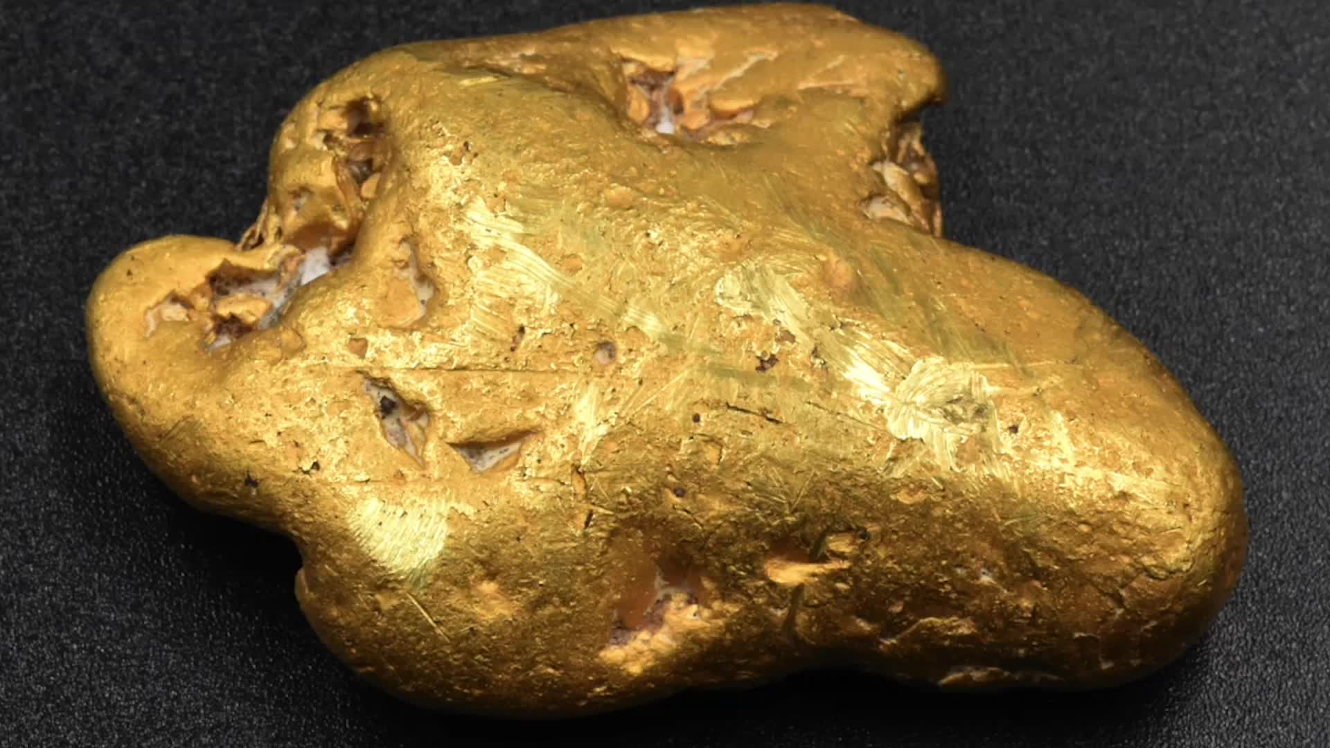 How One Man Found Rare Gold Nugget - Videos from The Weather Channel