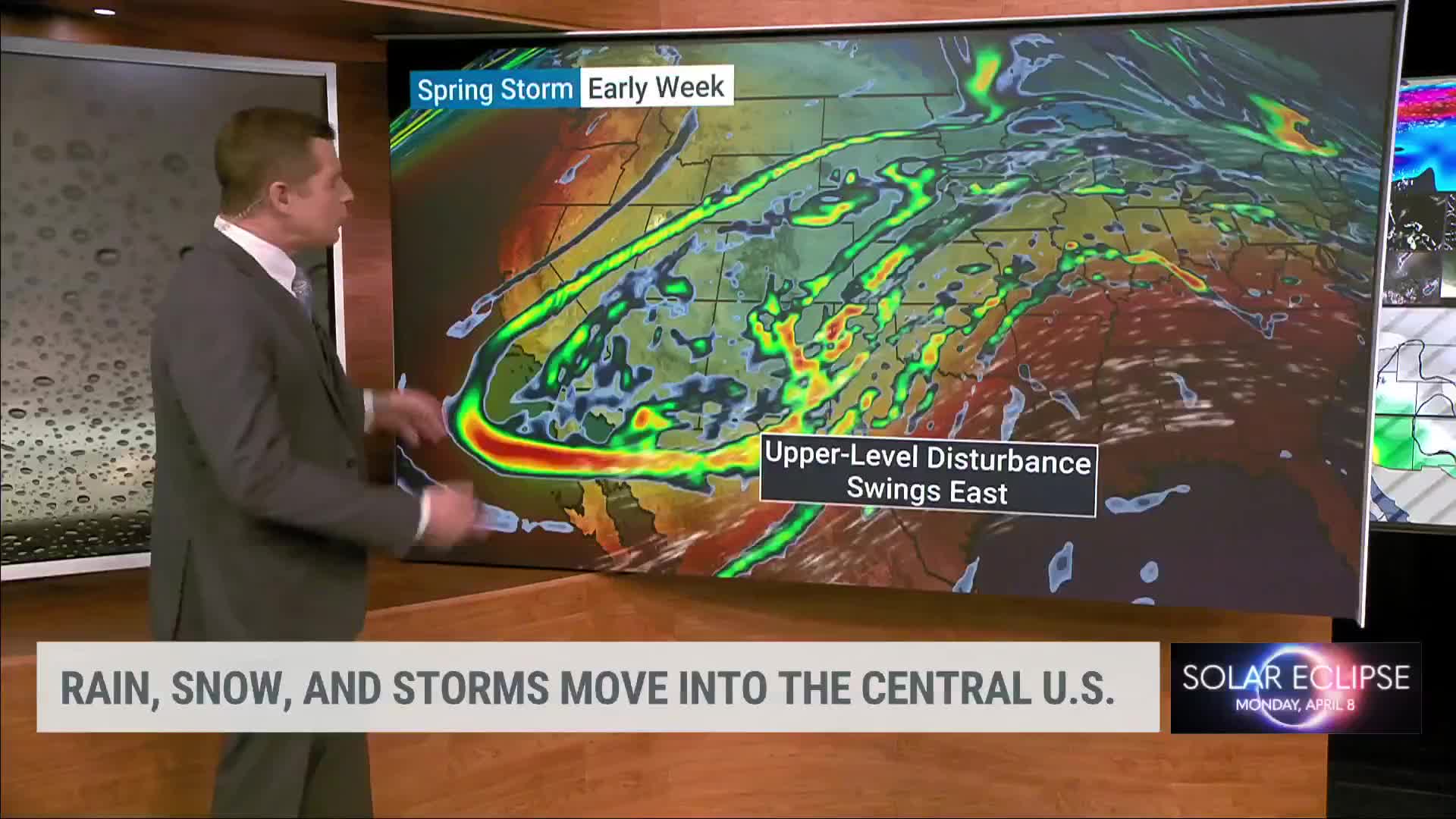 Severe Threat Over Wide Area Incoming - Videos from The Weather Channel