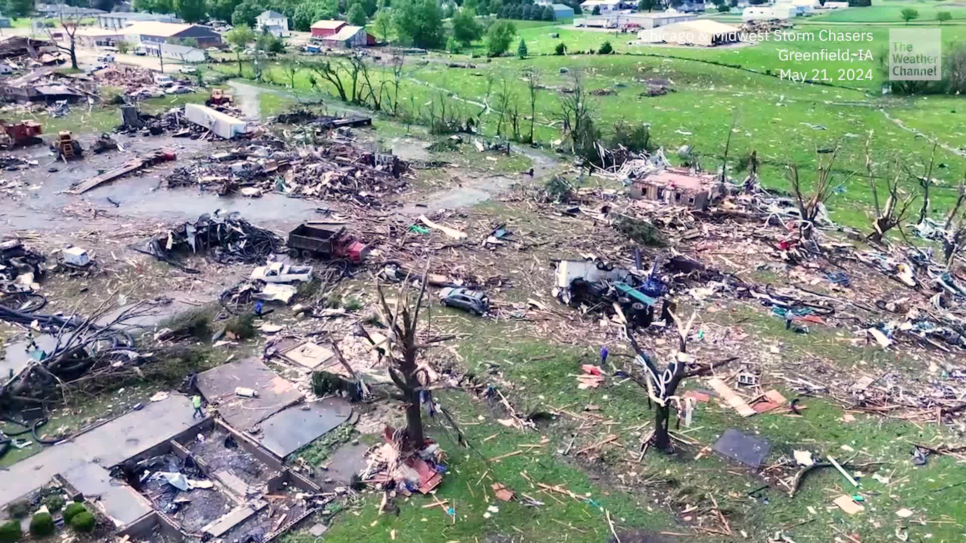 Deadly Iowa Tornado Leaves Apocalyptic Scenes - Videos from The Weather ...
