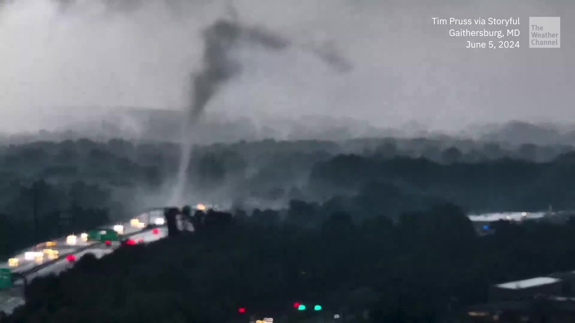 Tornado cruza la carretera en Gaithersburg, Maryland - Videos de The ...