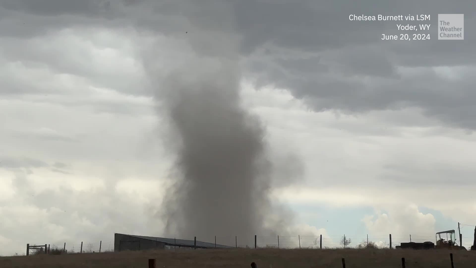 Powerful Storms Cause Chaos In Midwest - Videos from The Weather Channel