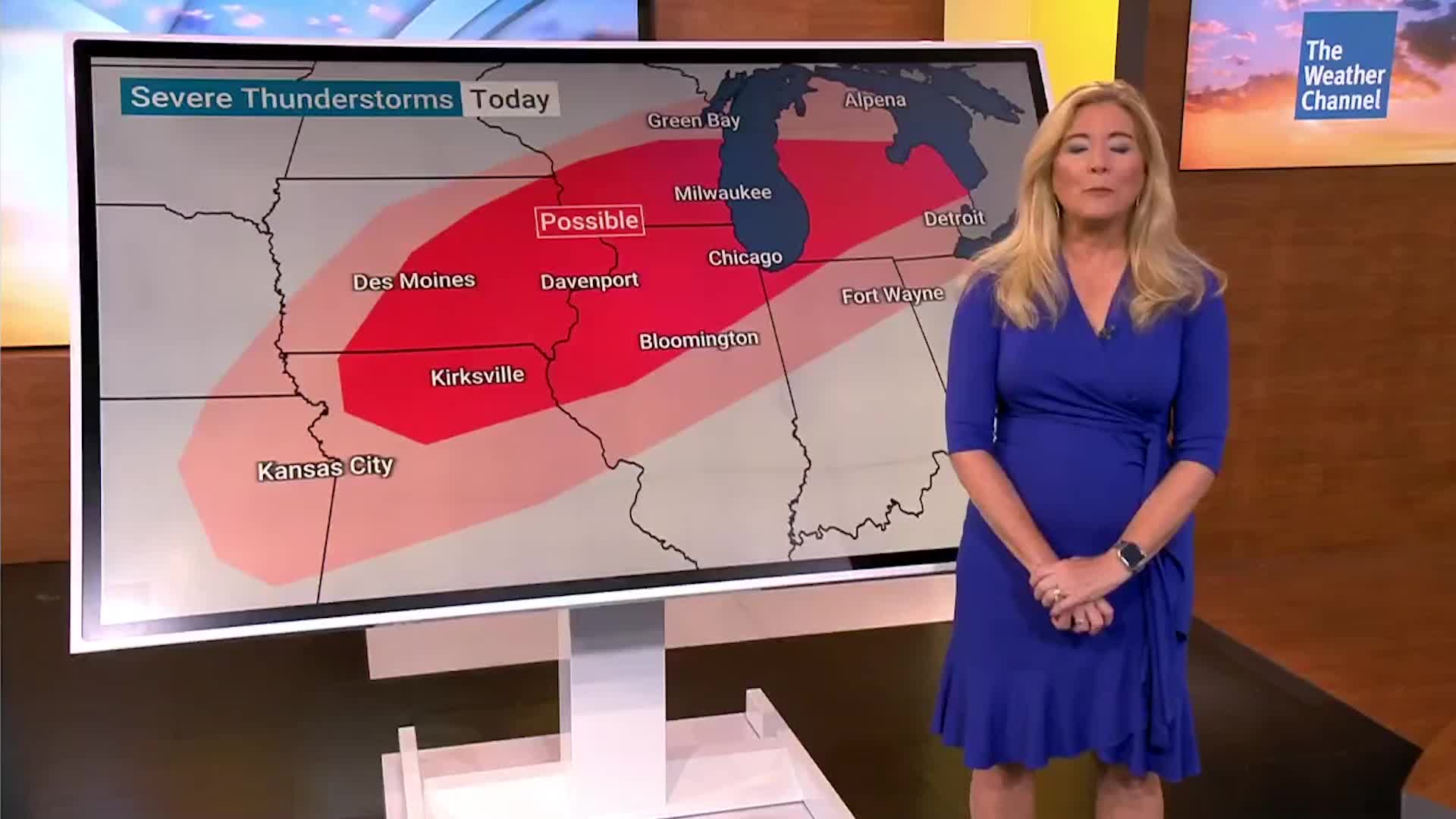 Stormy Start To The Weekend In Midwest - Videos from The Weather Channel