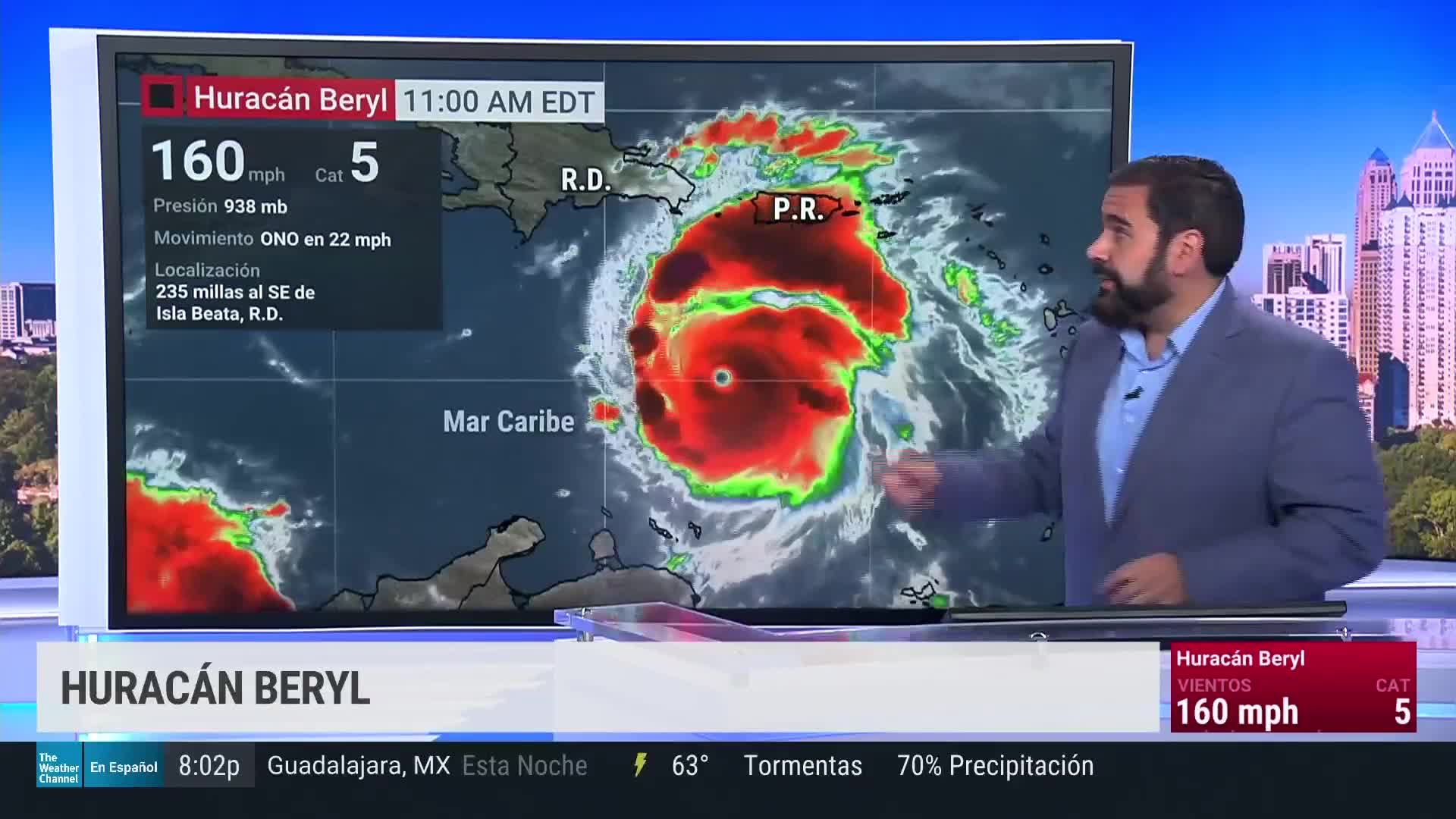 Poderoso Huracán Beryl Atraviesa el Caribe - Videos de The Weather Channel