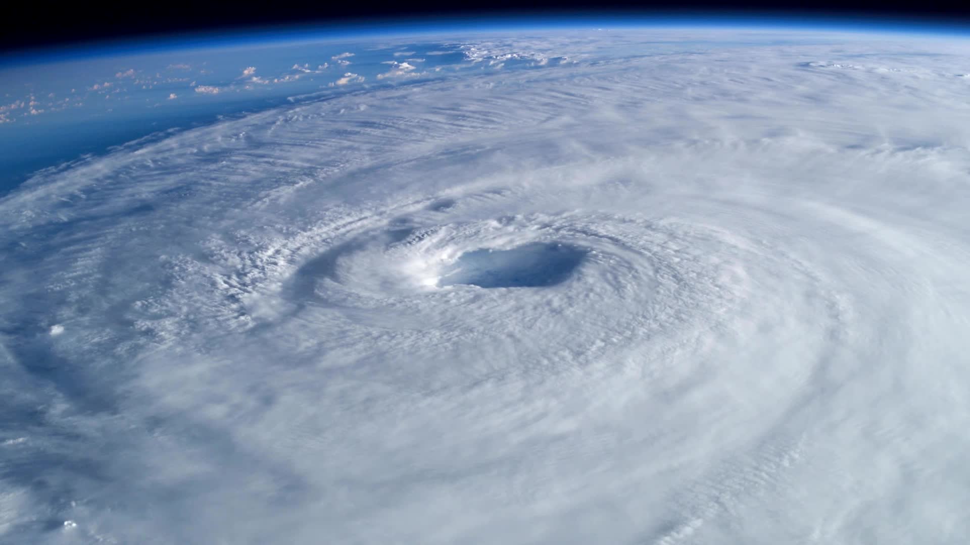 This Could Help Forecast Hurricane Intensity - Videos from The Weather ...
