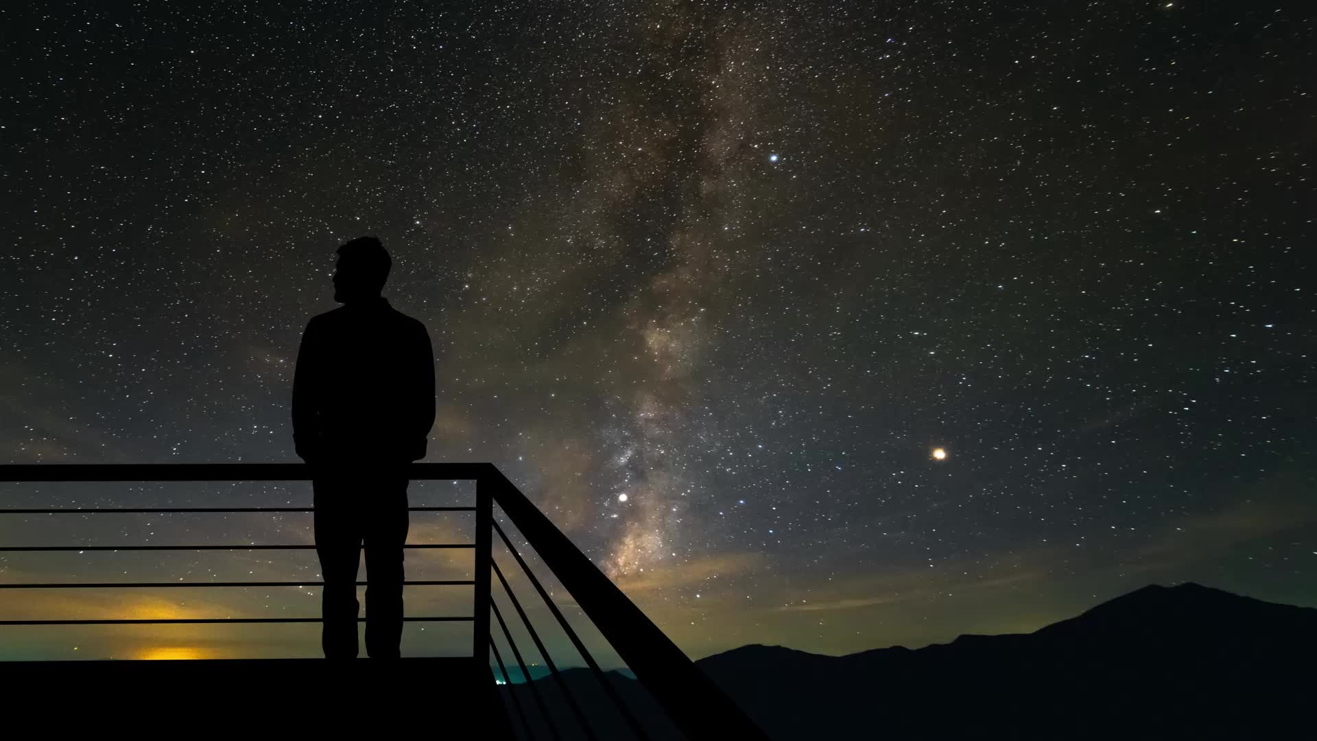 When To See The Leonid Meteor Shower - Videos from The Weather Channel