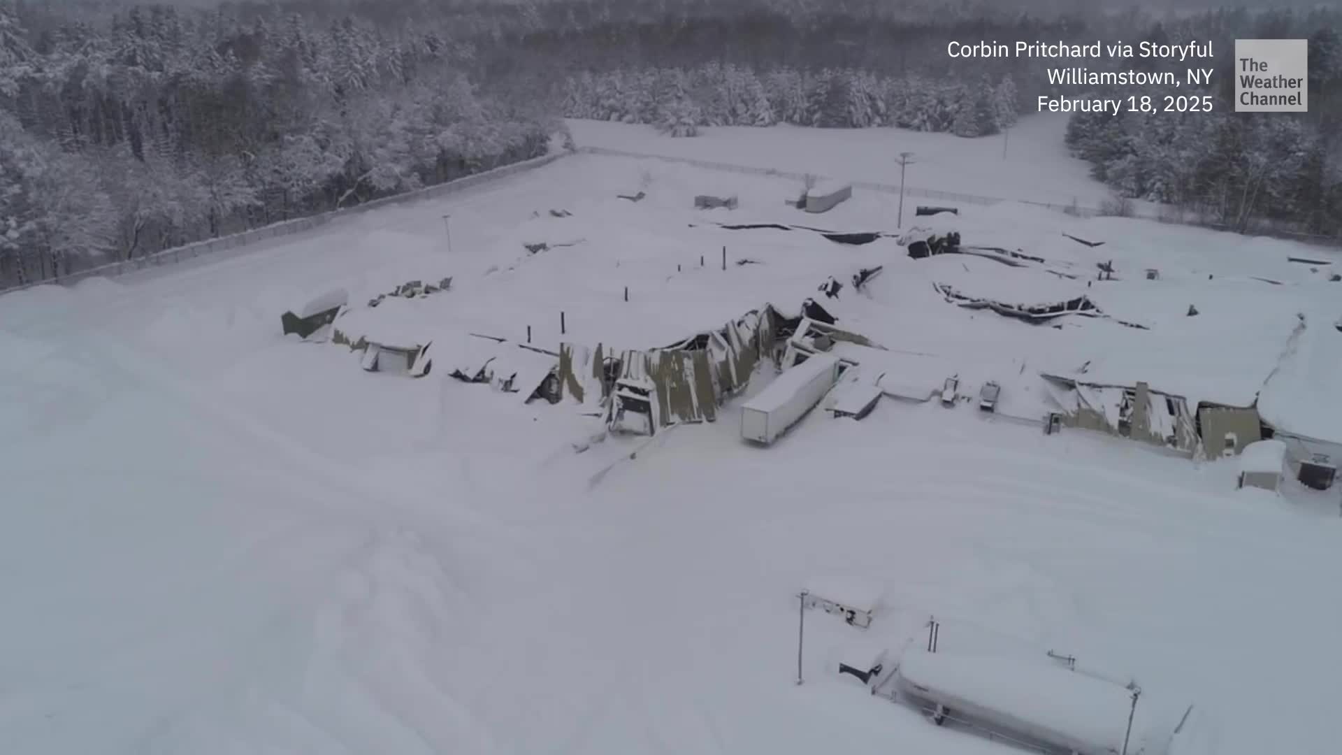 Heavy Snow Causes Huge Roof Collapse In New York - Videos from The Weather Channel