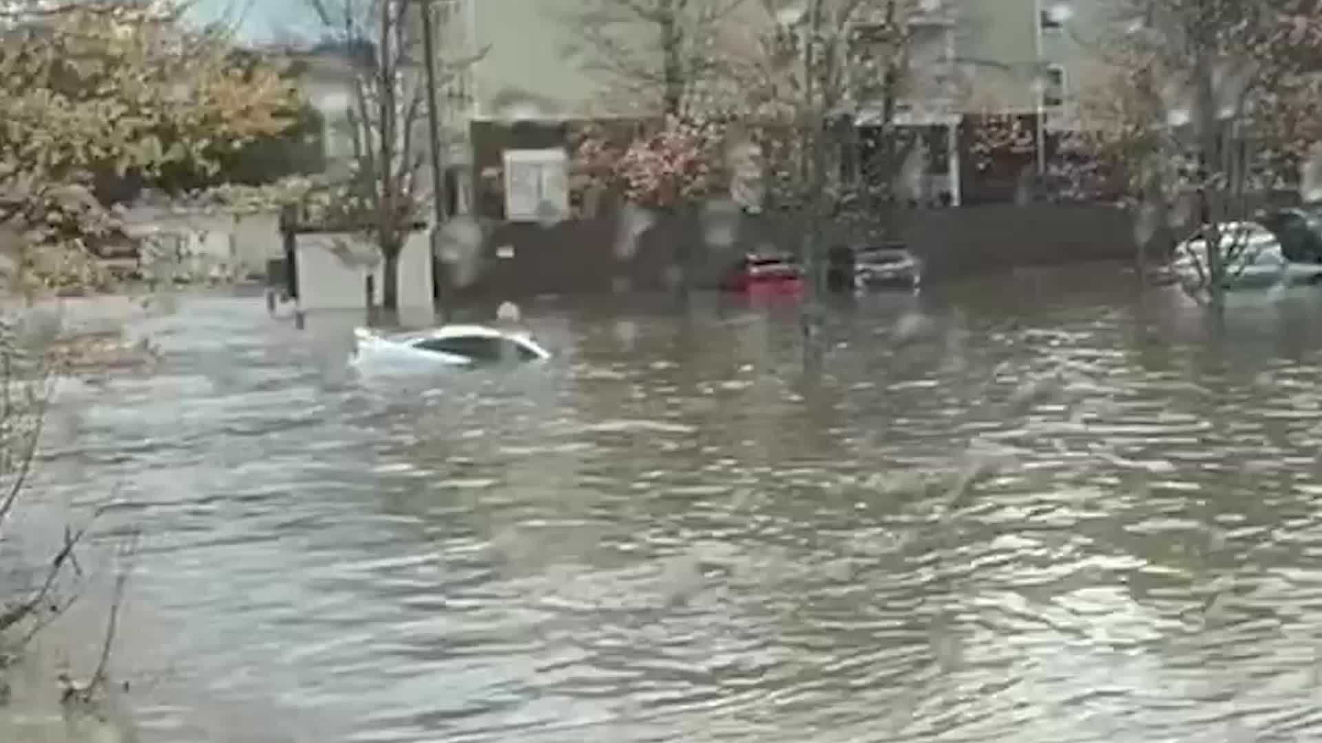 Flooding Nightmare In Nashville - Videos from The Weather Channel