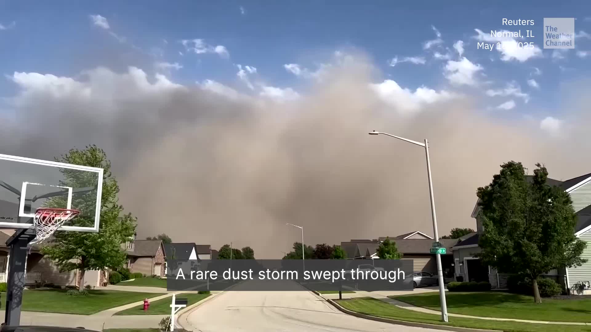 Chicago Blanketed In Dust Storm - Videos from The Weather Channel