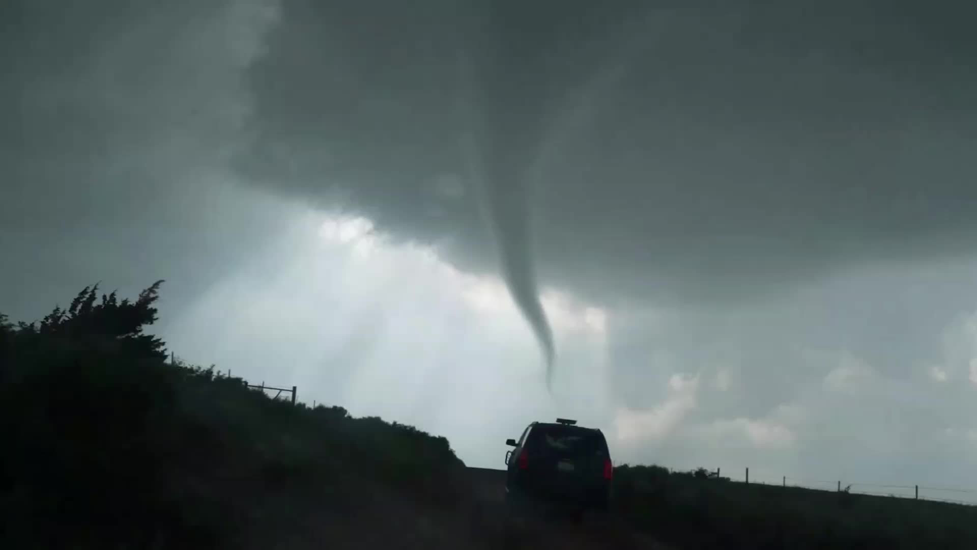 Storm Chasers Capture Oklahoma Tornado - Videos from The Weather Channel