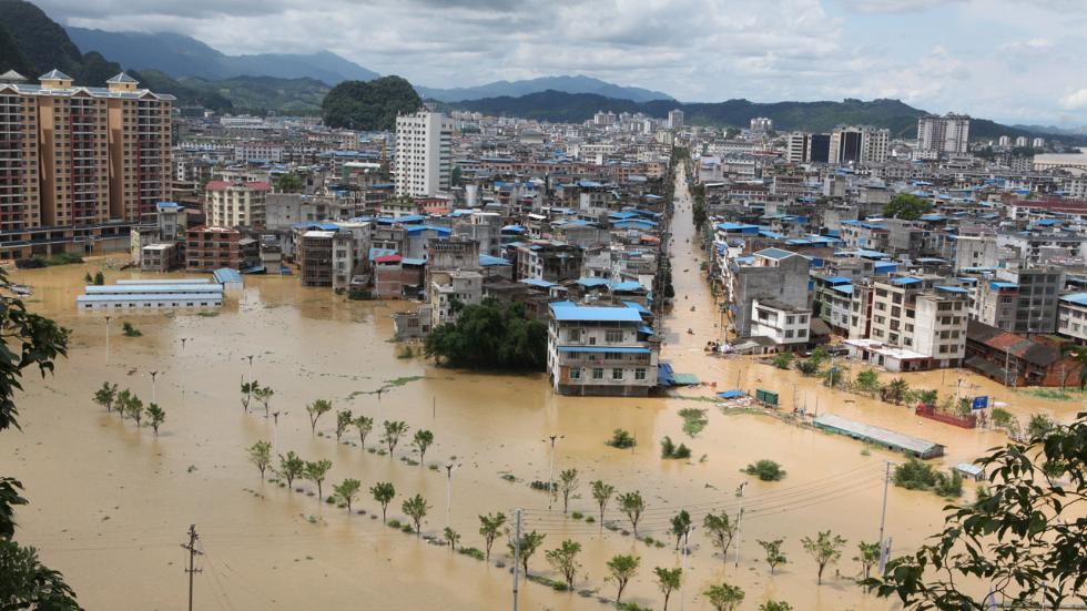 At Least 56 Dead, 22 Missing in Devastating China Flood - Videos from ...