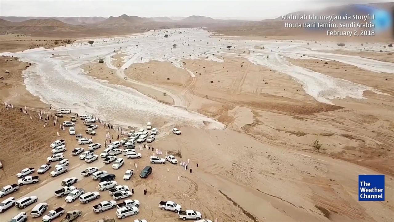 Huida del agua... en el desierto | The Weather Channel