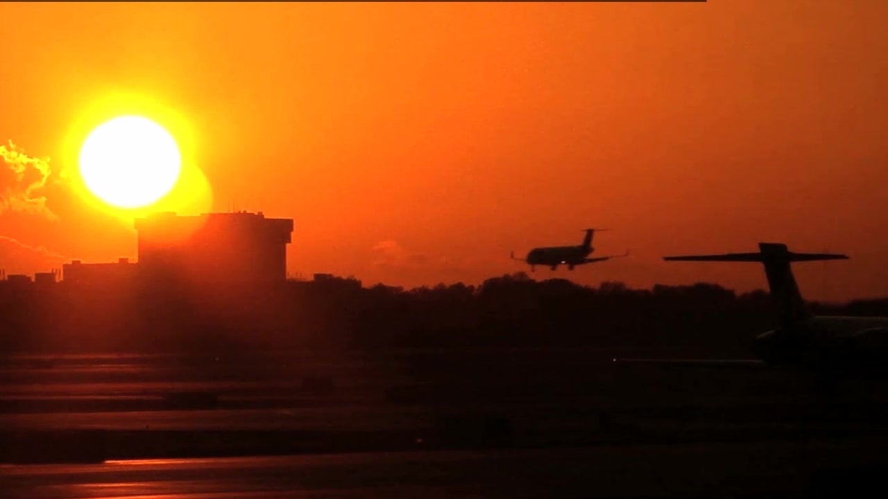 Too Hot to Fly? It’s a Thing - Videos from The Weather Channel