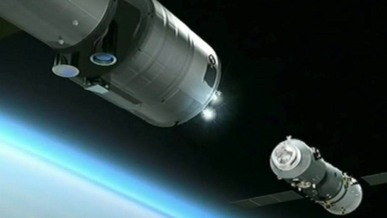 Chinese Space Station Loses Control - Videos from The Weather Channel