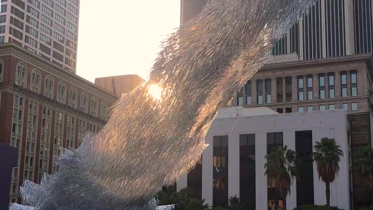 Mesmerizing Art Display Flows Like Water - Videos from The Weather Channel