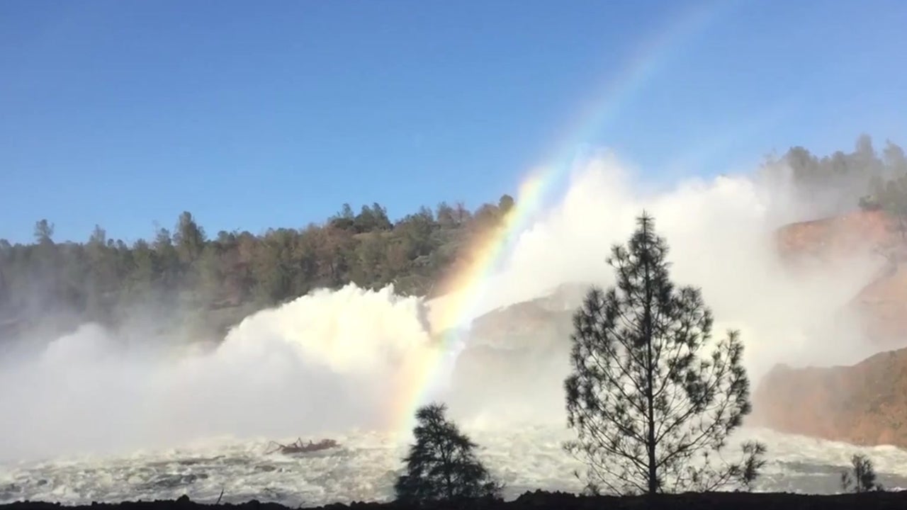 Rainbow Appears Over Oroville Spillway - Videos from The Weather Channel