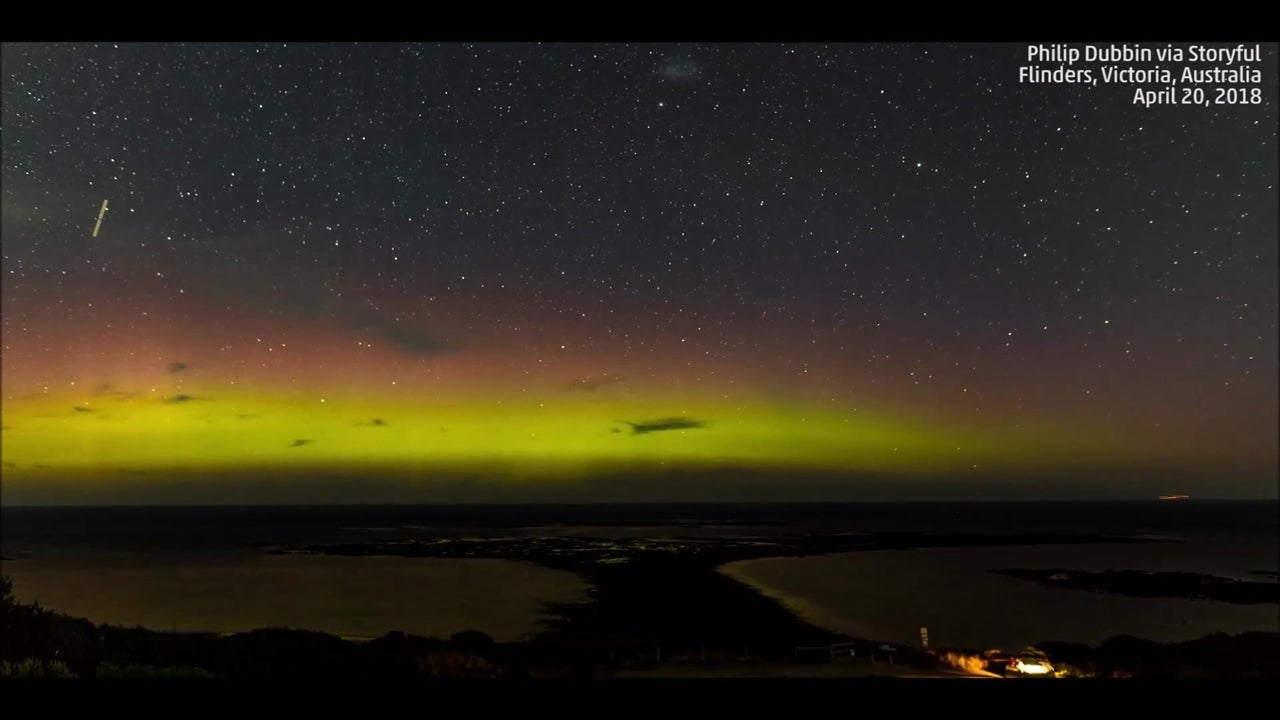 Beautiful Time-Lapse of the Southern Lights in Australia | The Weather ...