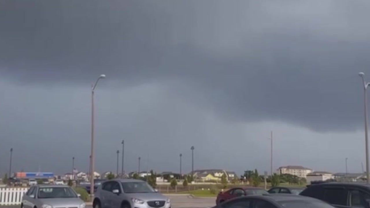 Waterspouts as Storm Hits Outer Banks - Videos from The Weather Channel