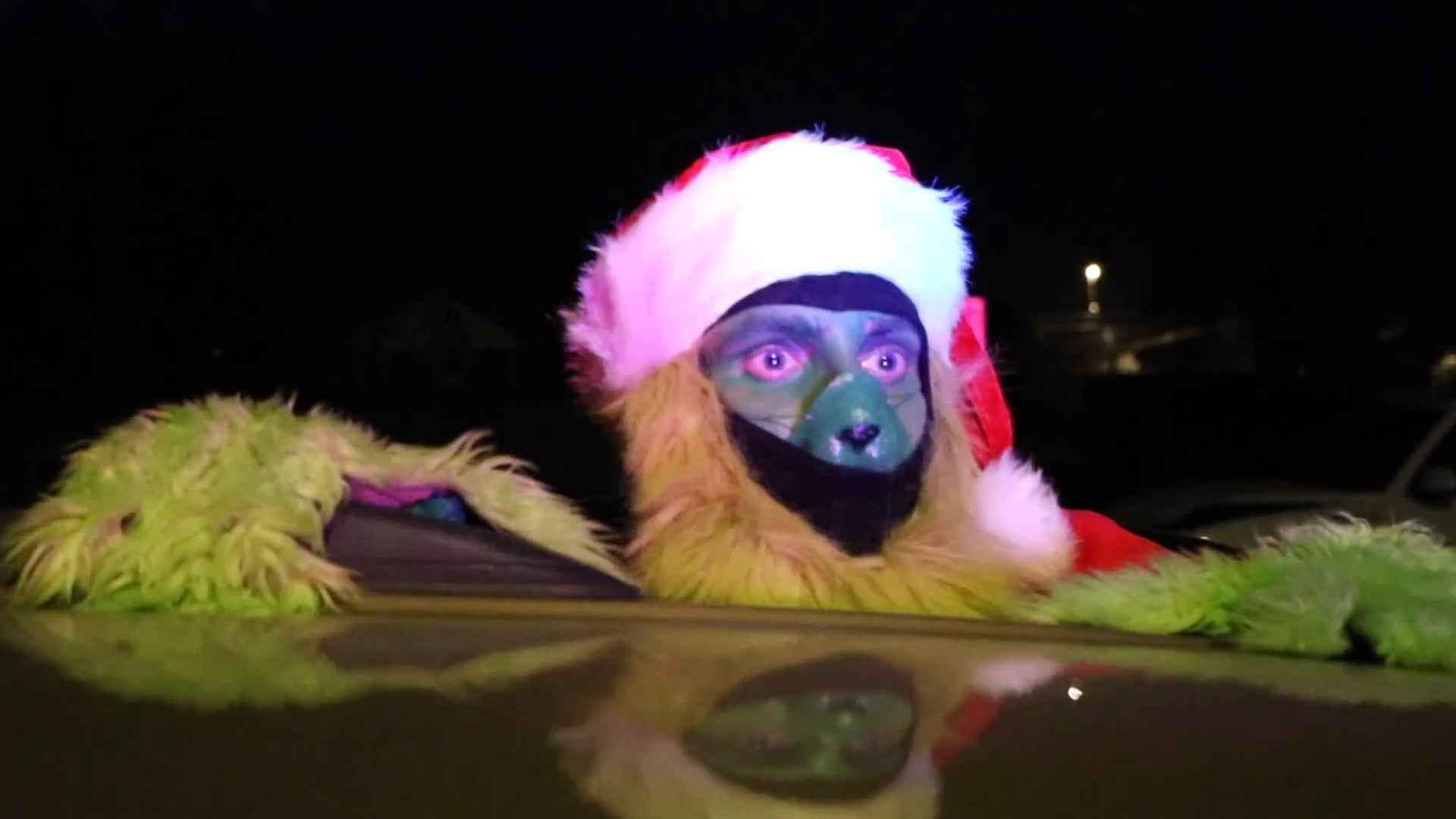Cop Dresses up as Grinch to Teach Holiday Safety - Videos from The ...