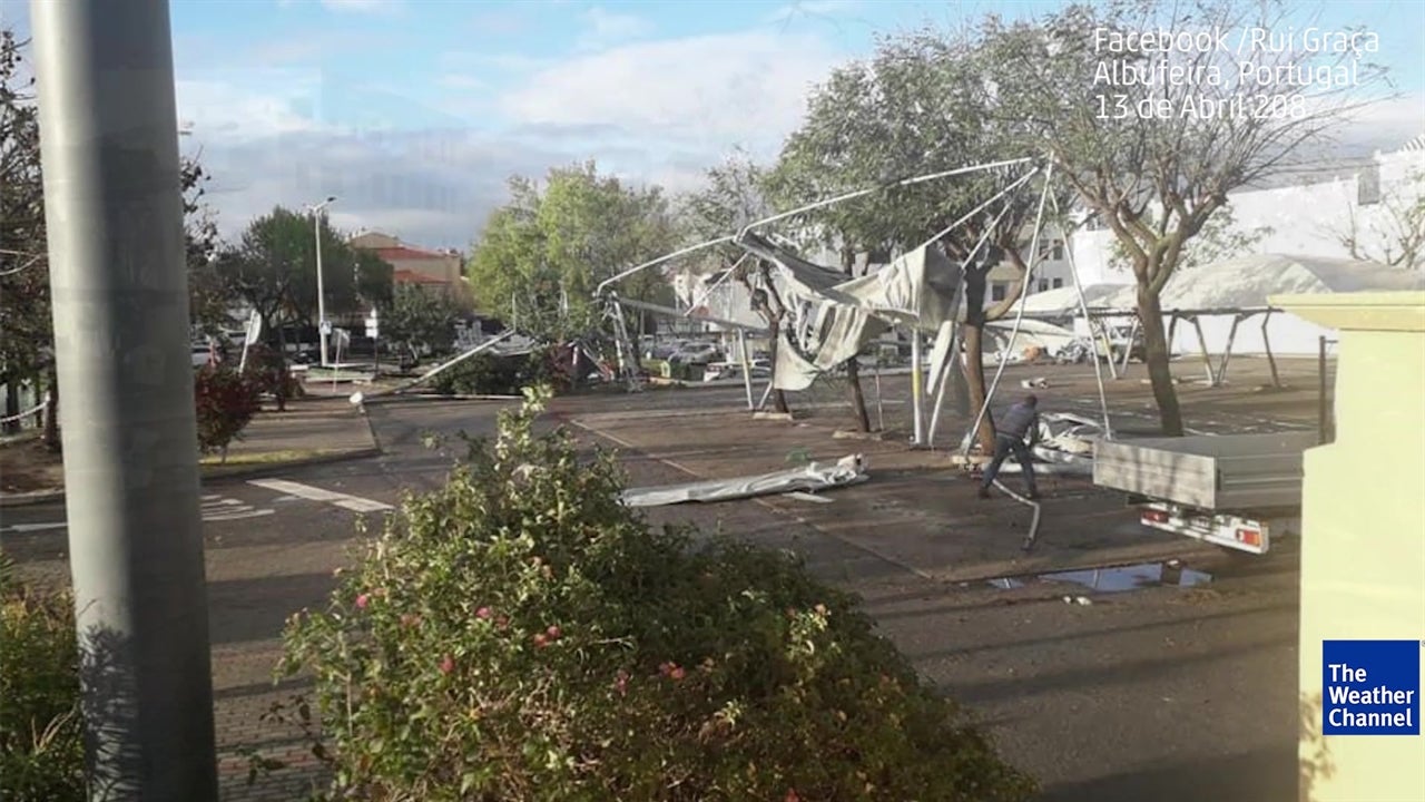 As imagens do temporal que varreu o Algarve esta madrugada - Videos ...